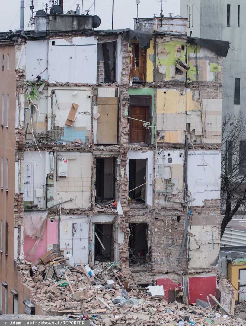 Poznań. Takiego procesu jeszcze nie było. Sąd będzie wydawał karty wstępu Poznań. Takiego procesu jeszcze nie było. Sąd będzie wydawał karty wstępu