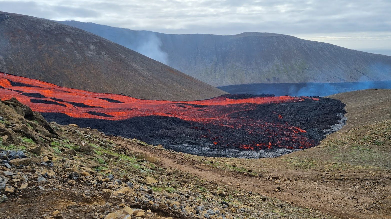 Magma Intrusion Threatens Icelandic Town As A Volcano Prepares To Erupt
