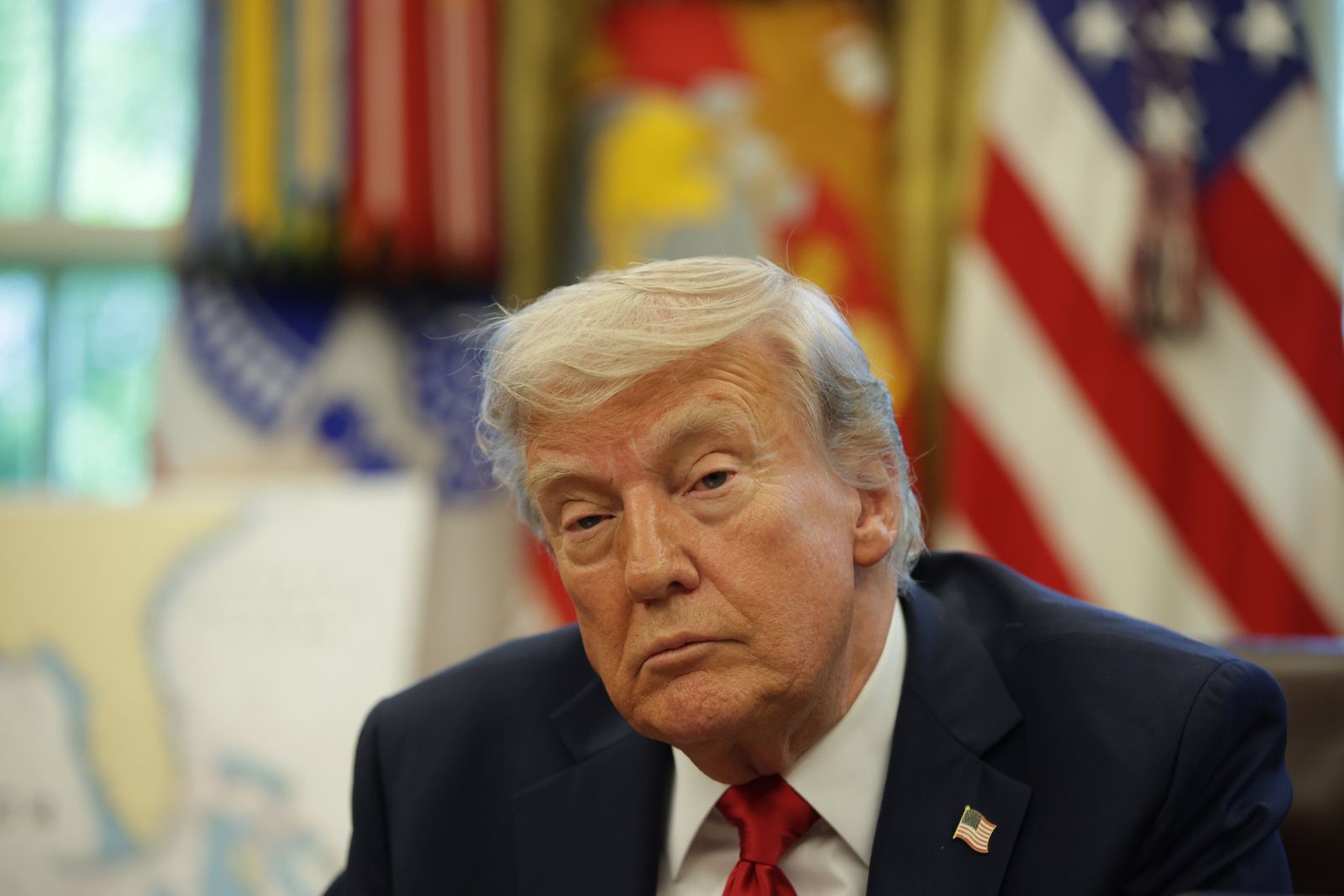 Trump to personally fund new flagpoles at White House