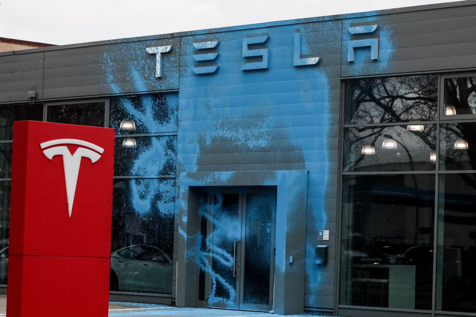 Tesla showroom hit in Berlin as 'new generation' protests Musk