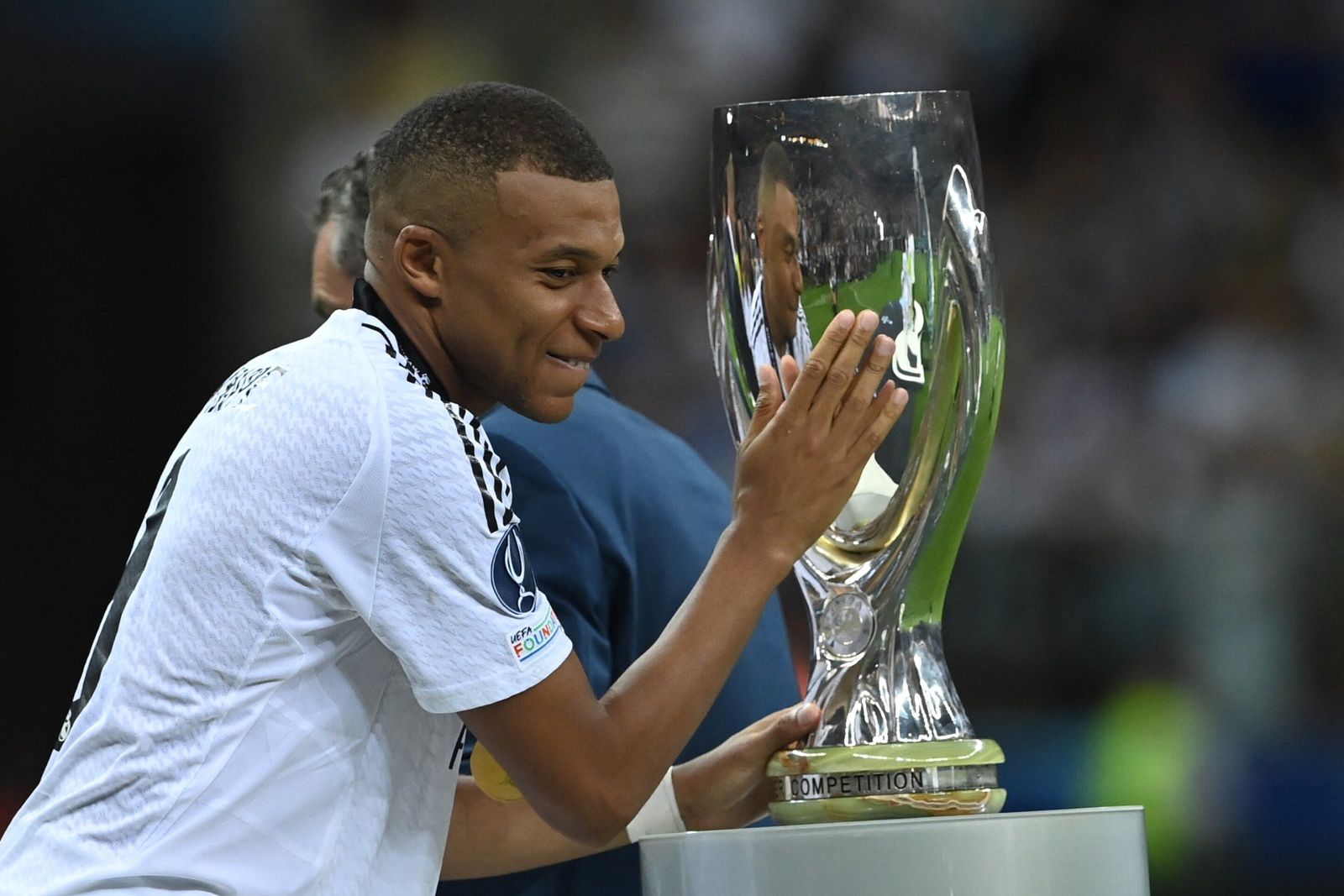Mbappe's victorious debut in Warsaw boosts Real Madrid's Super Cup triumph