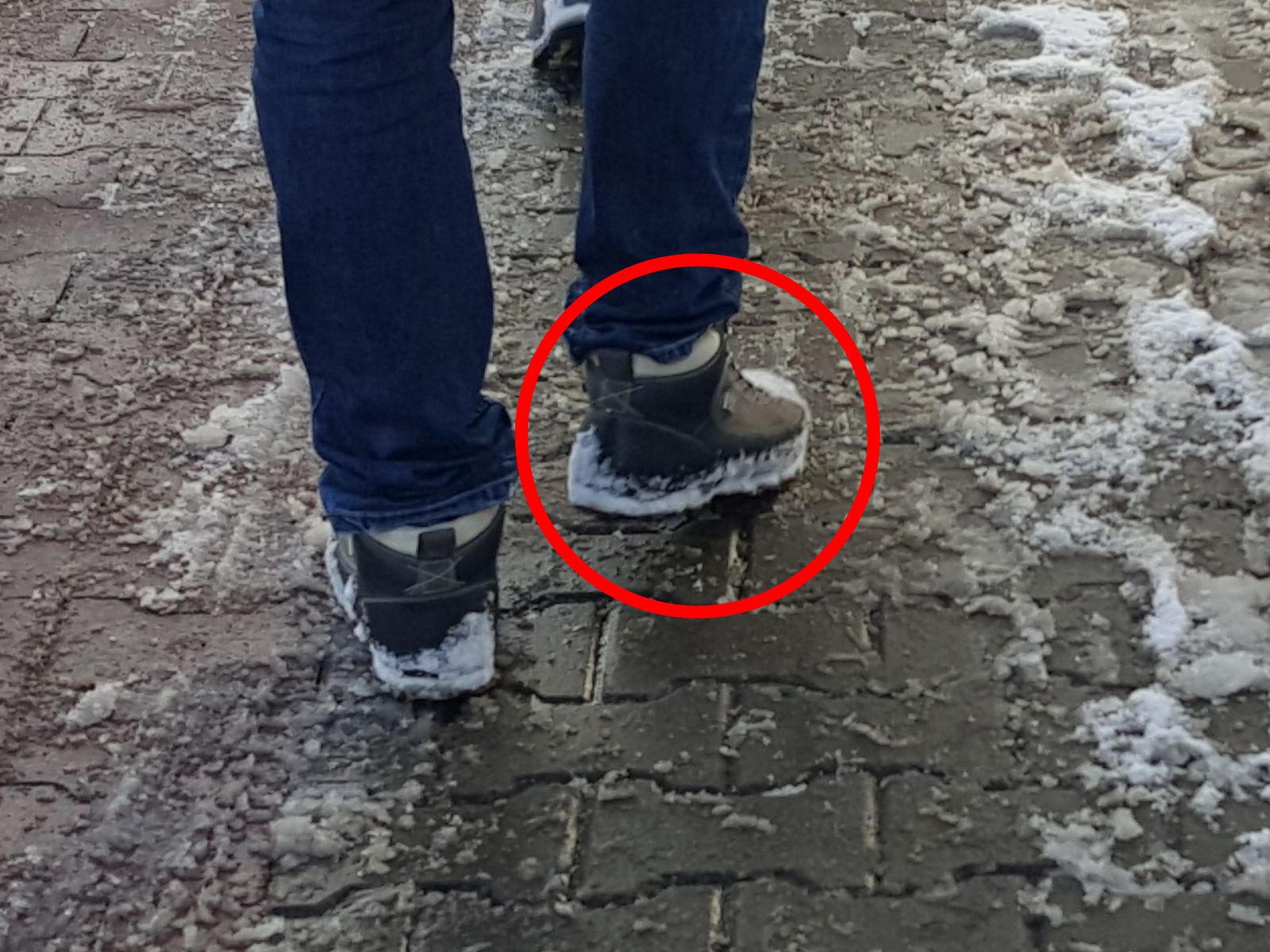 TikTok trend: Socks over shoes for winter slip prevention