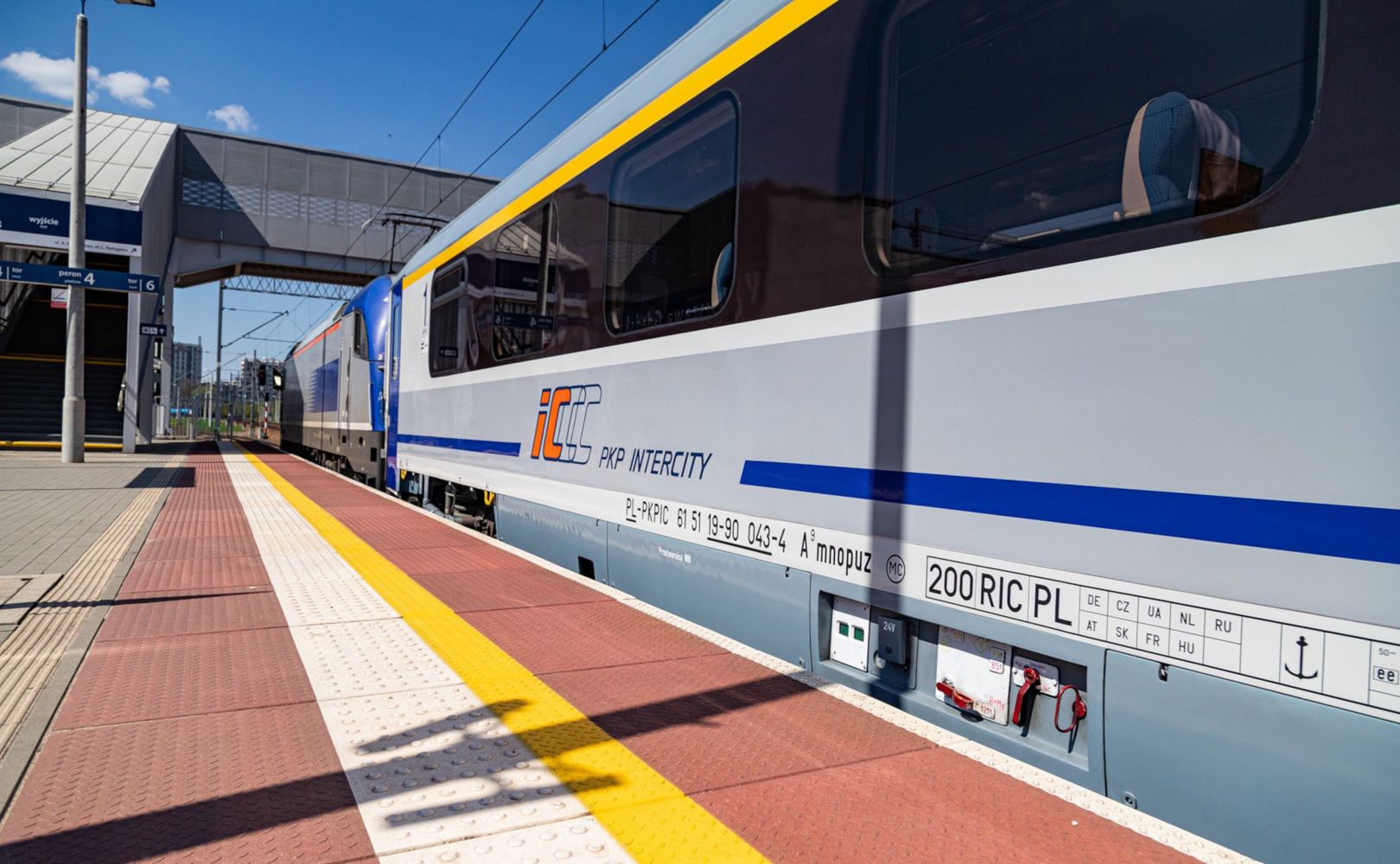 Nowy prezes PKP Intercity wprowadza zmiany. Koniec z supertanimi biletami?