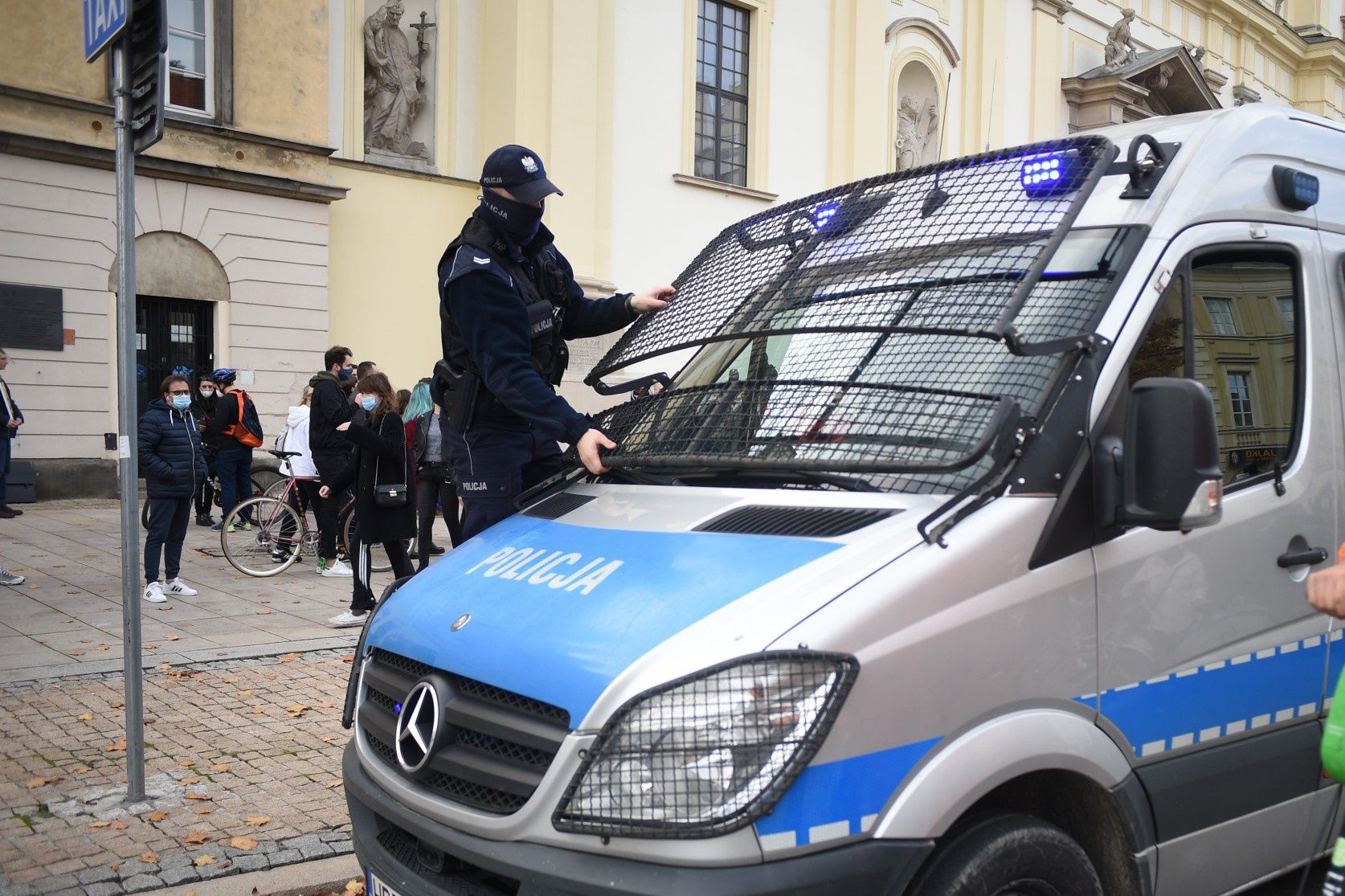 Mazowieckie. Prowadzący "Chwdp.tv" zatrzymany za nawoływanie do ...