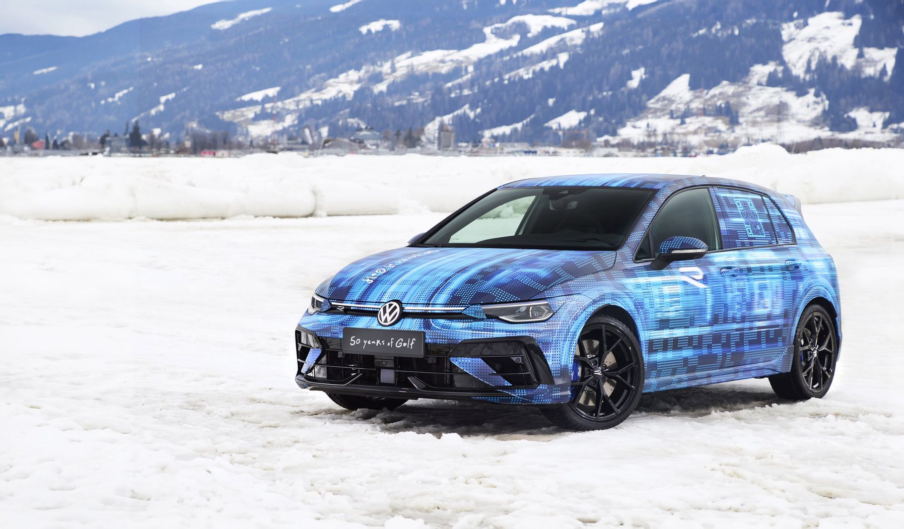 Volkswagen unveils camouflaged Golf R at Ice Race in 50th year of Golf ...
