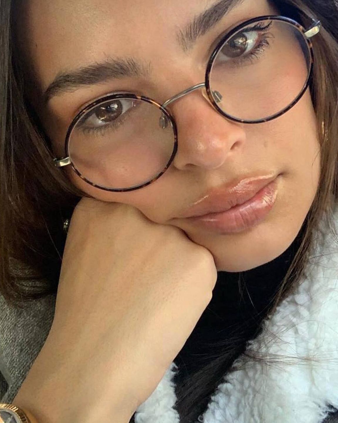 Modne okulary korekcyjne. Te oprawki uwielbiają gwiazdy