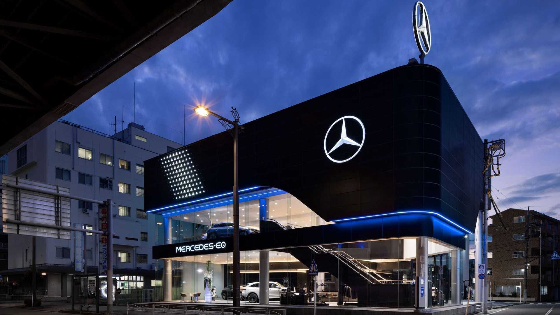 Mercedes-EQ to pierwszy salon marki tylko z elektrykami. Nie powstał w ...