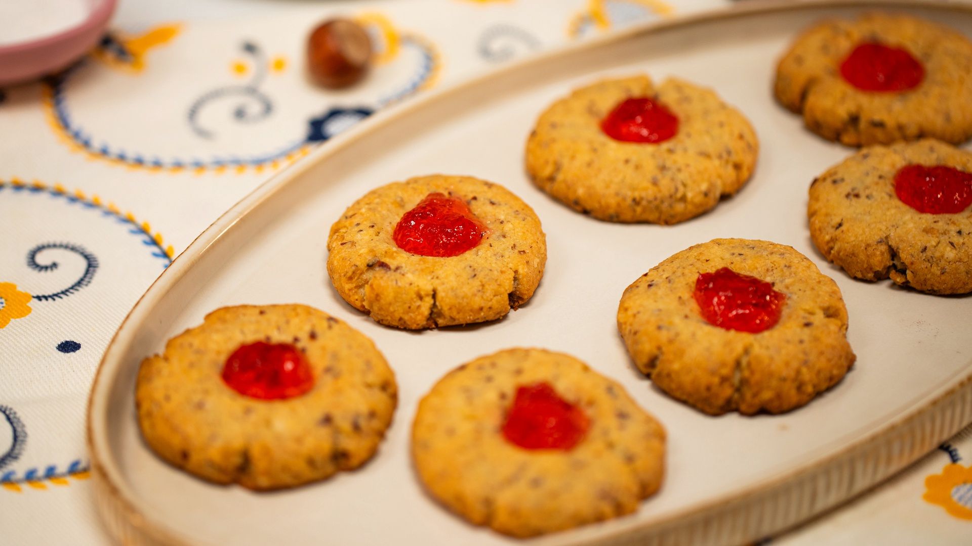 A sweet holiday tradition: Angel eyes cookies recipe