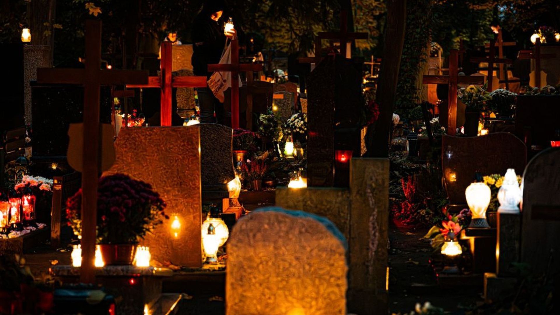 Zmarła Anne Edwards, znana pisarka i scenarzystka. Rodzina podała ...