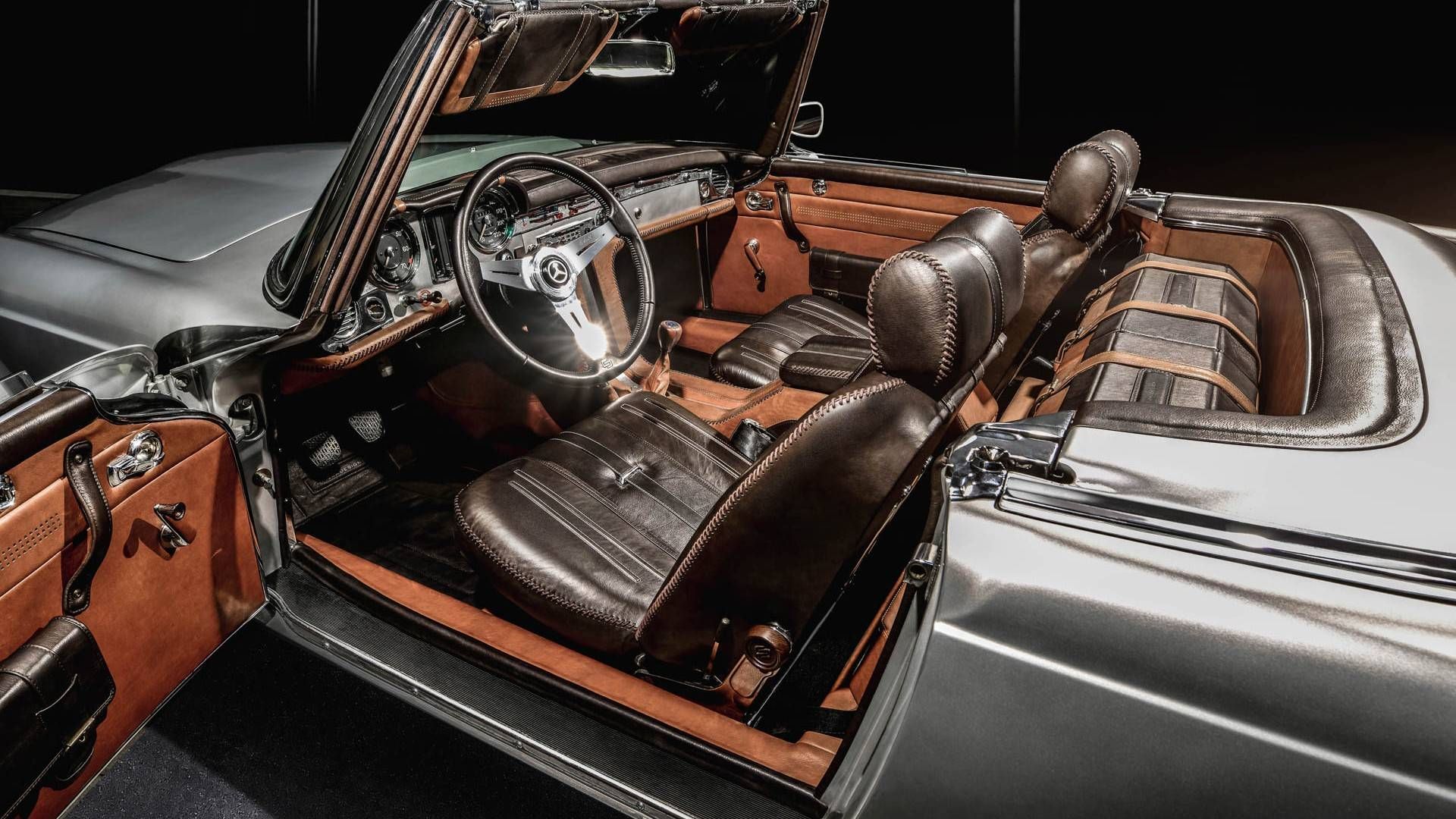 Piękny projekt z Polski. Mercedes 230 SL Pagoda od Carlex Design