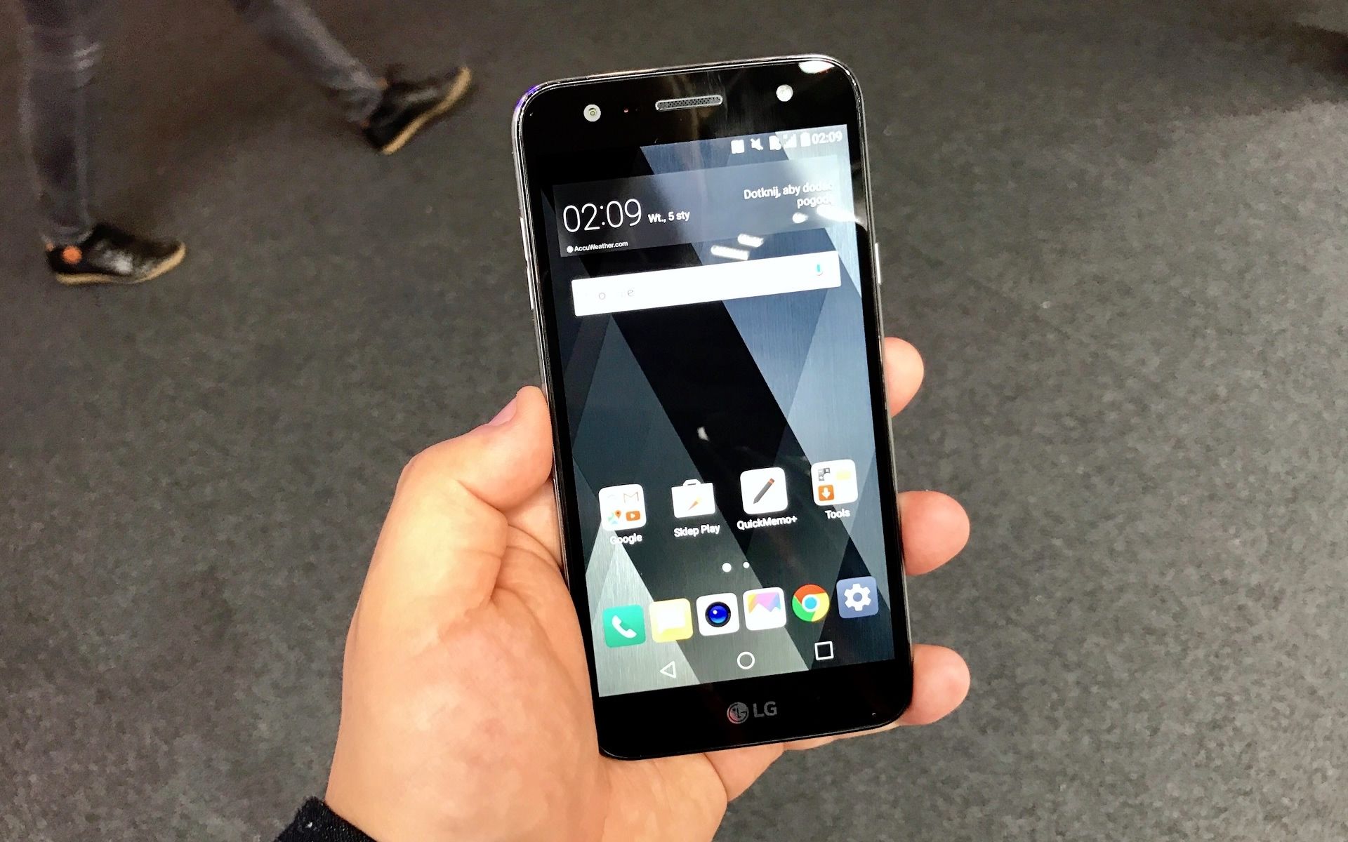 LG X charge pojawi już wkrótce. Ma być tani i mieć wielką baterię
