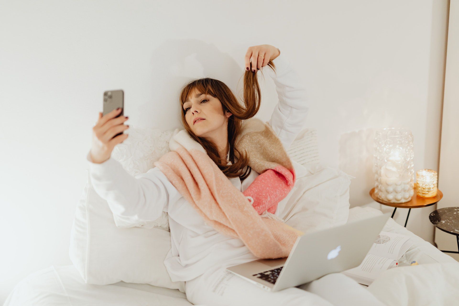 Ludzie robią sobie zdjęcia bez ubrań do dokumentów. Takie problemy ...