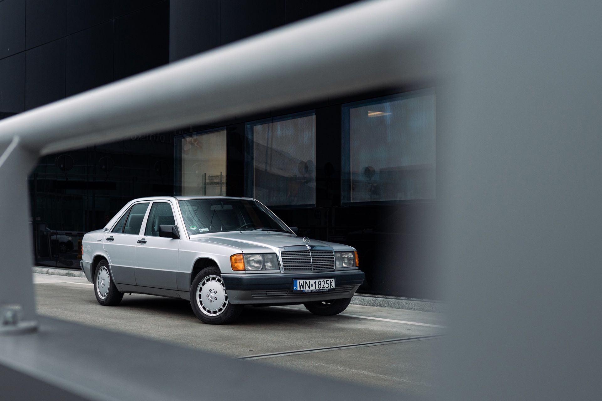 Test: Mercedes-Benz 190 E 2.3 (W201) - dojrzałe dziecko z dobrego domu ...