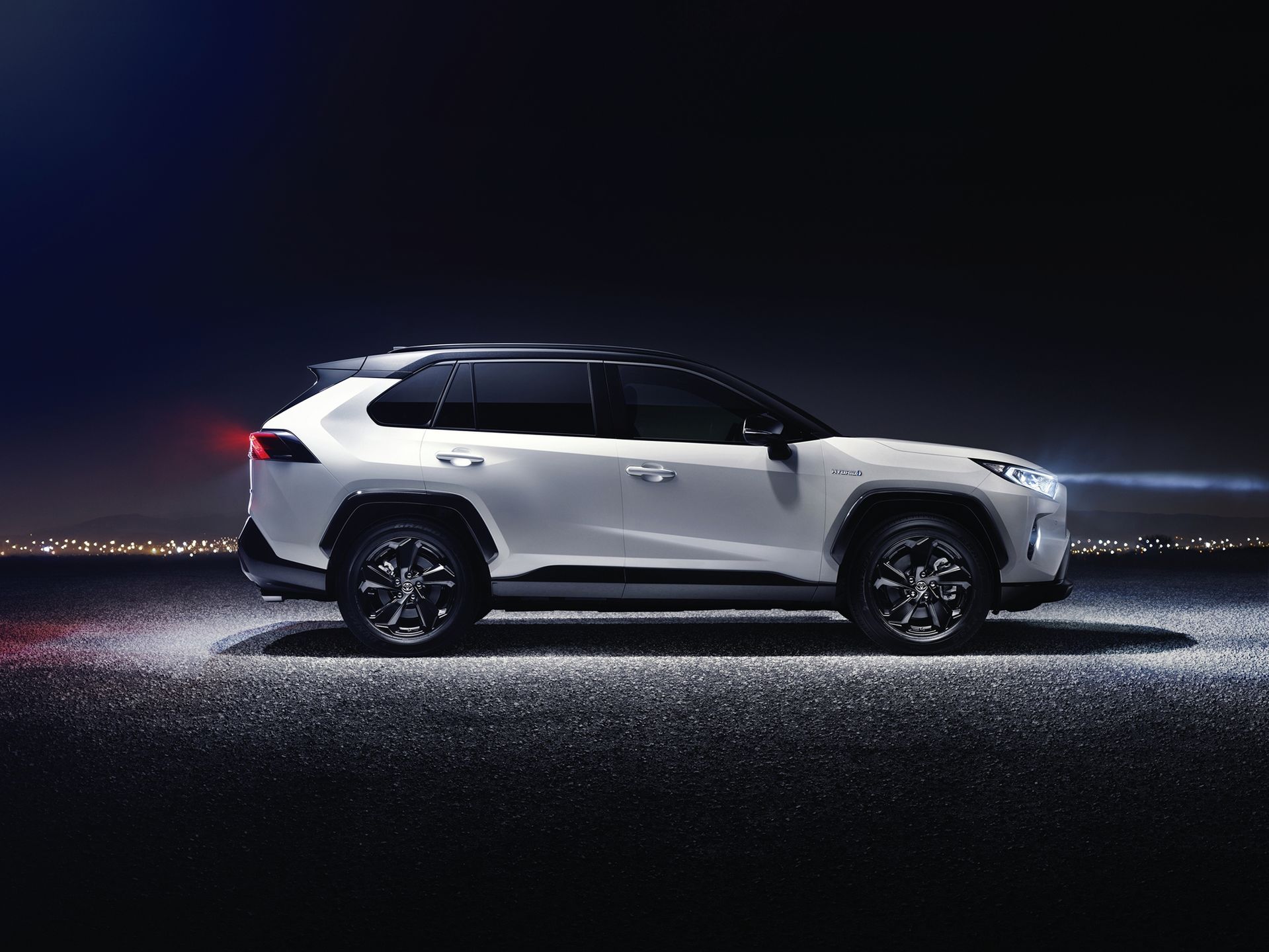 Nowa Toyota RAV4 (2018) - premiera, zdjęcia, informacje