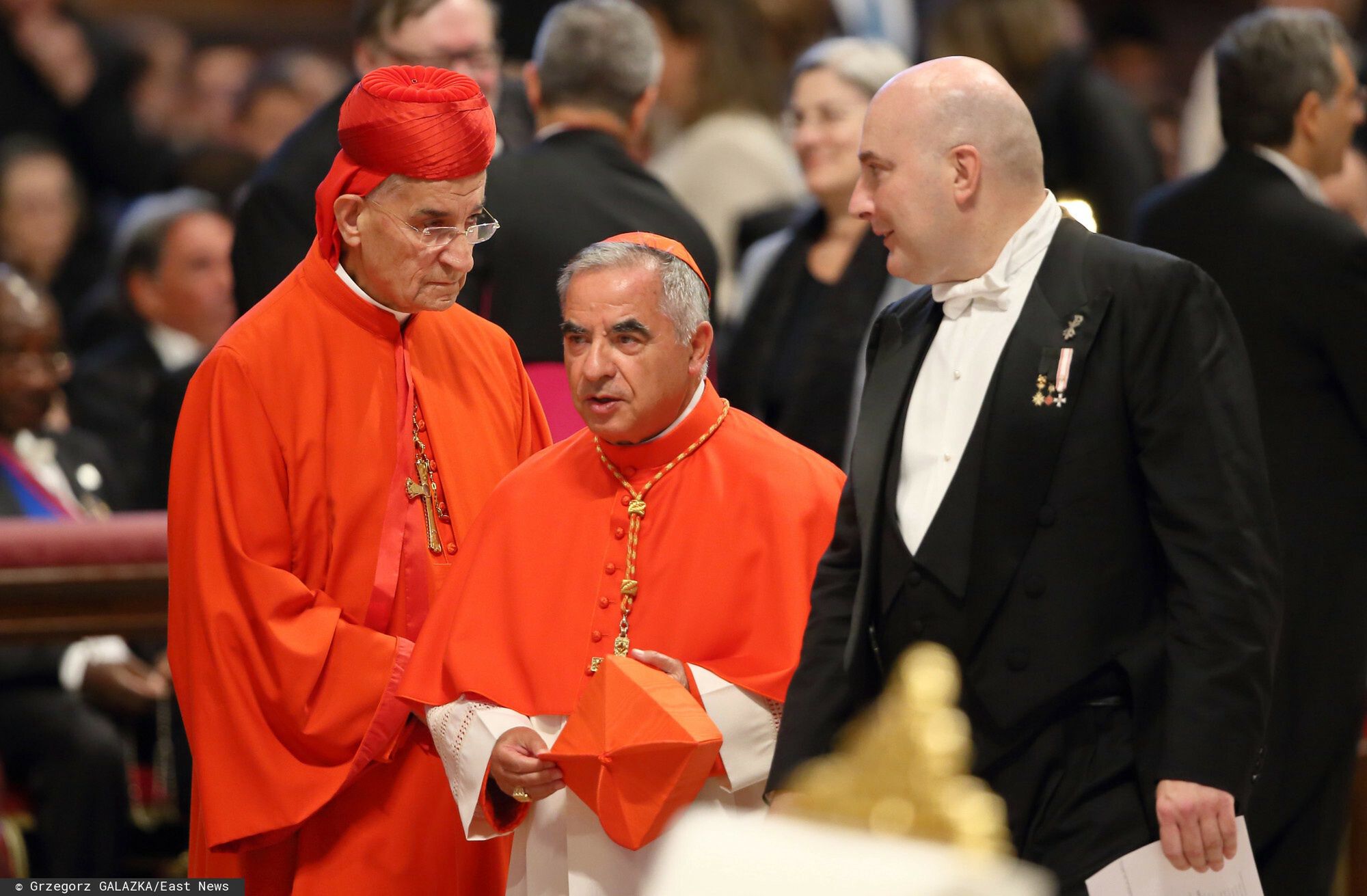 Cardinals convene to chart future as Vatican mourns Pope Francis