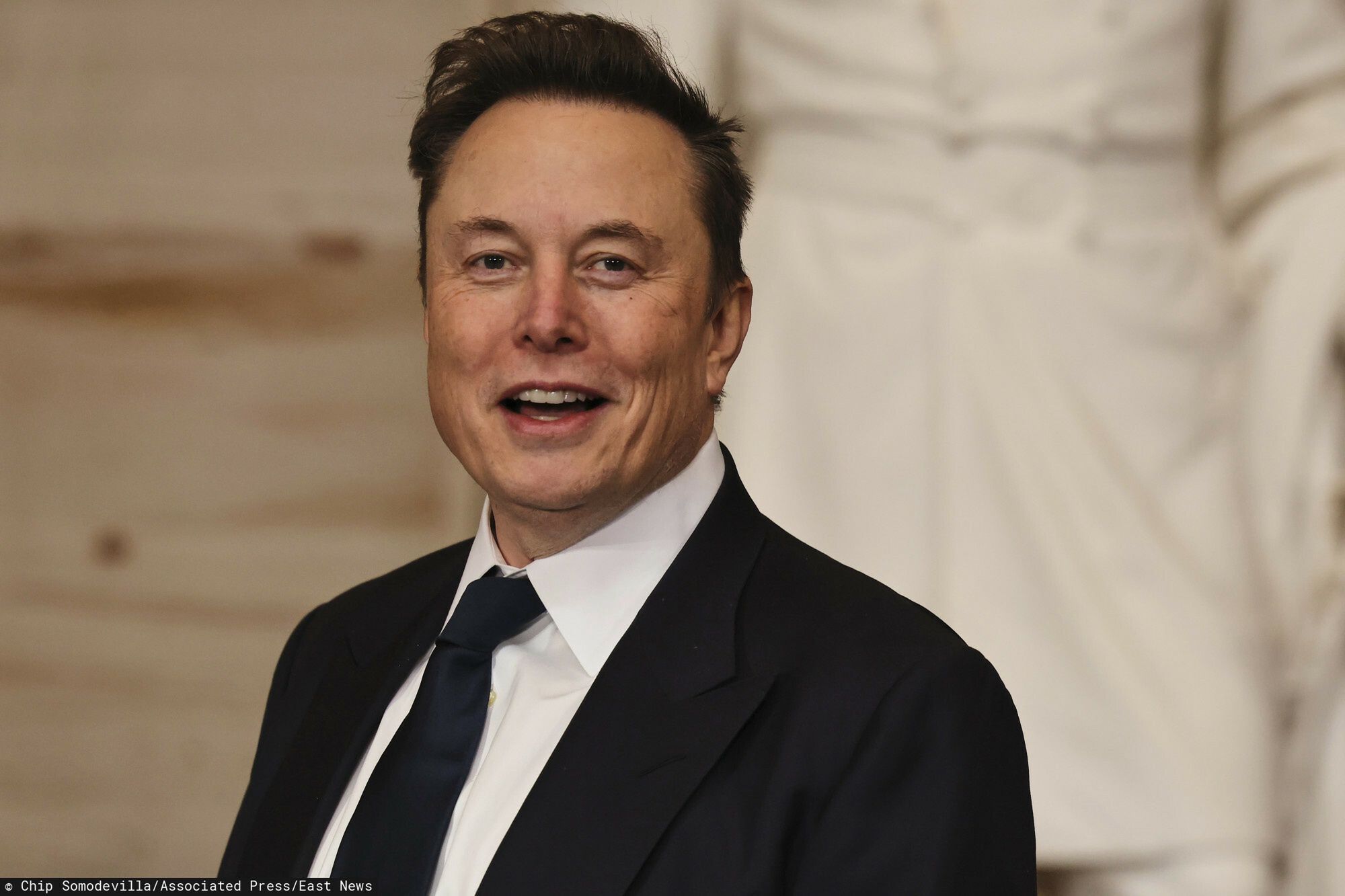 Elon Musk backs calls to shut down Elon Musk backs calls to shut down