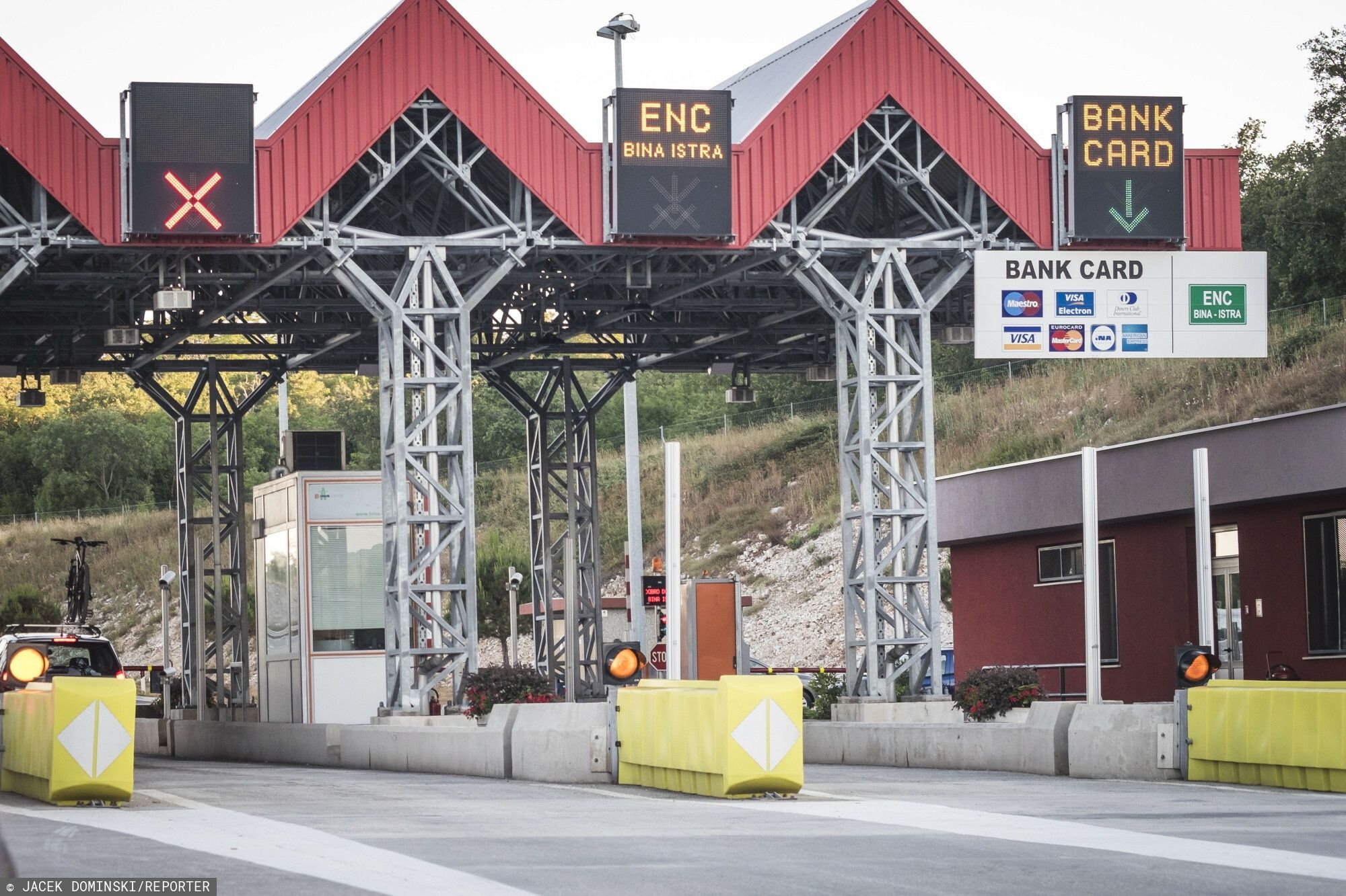 Croatian motorways to scrap toll booths for high-tech system by 2026