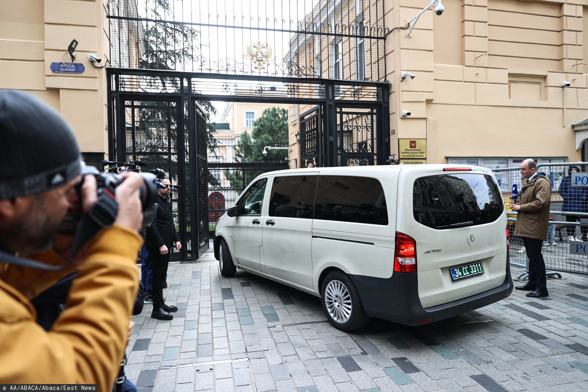 USA and Russia seek diplomatic thaw in Istanbul talks