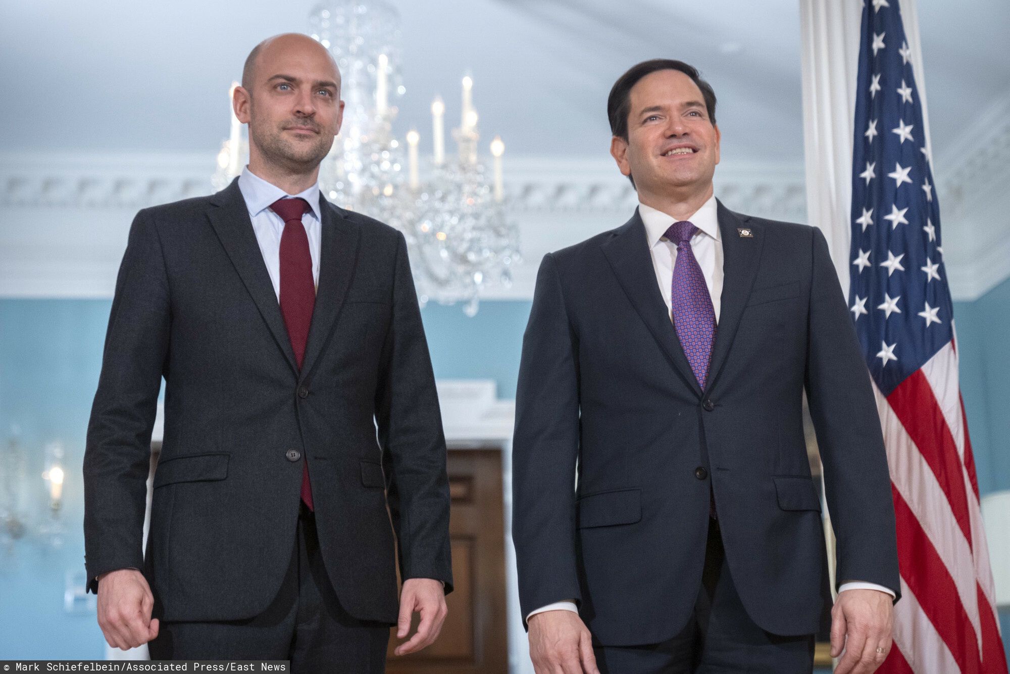 Europe and US consider new sanction package as Russia resists