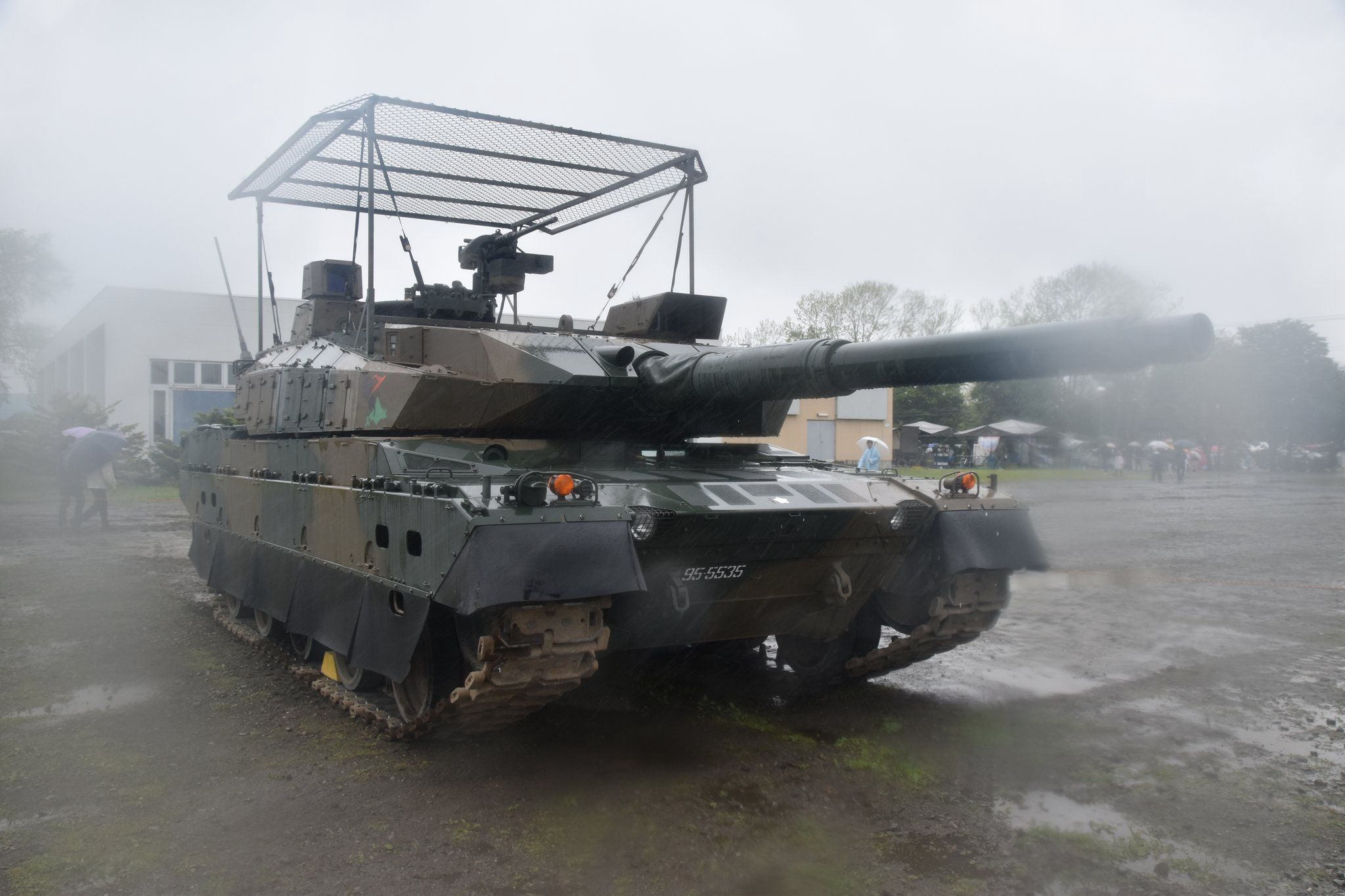 Japan's innovative tank defense: Battling drone threats