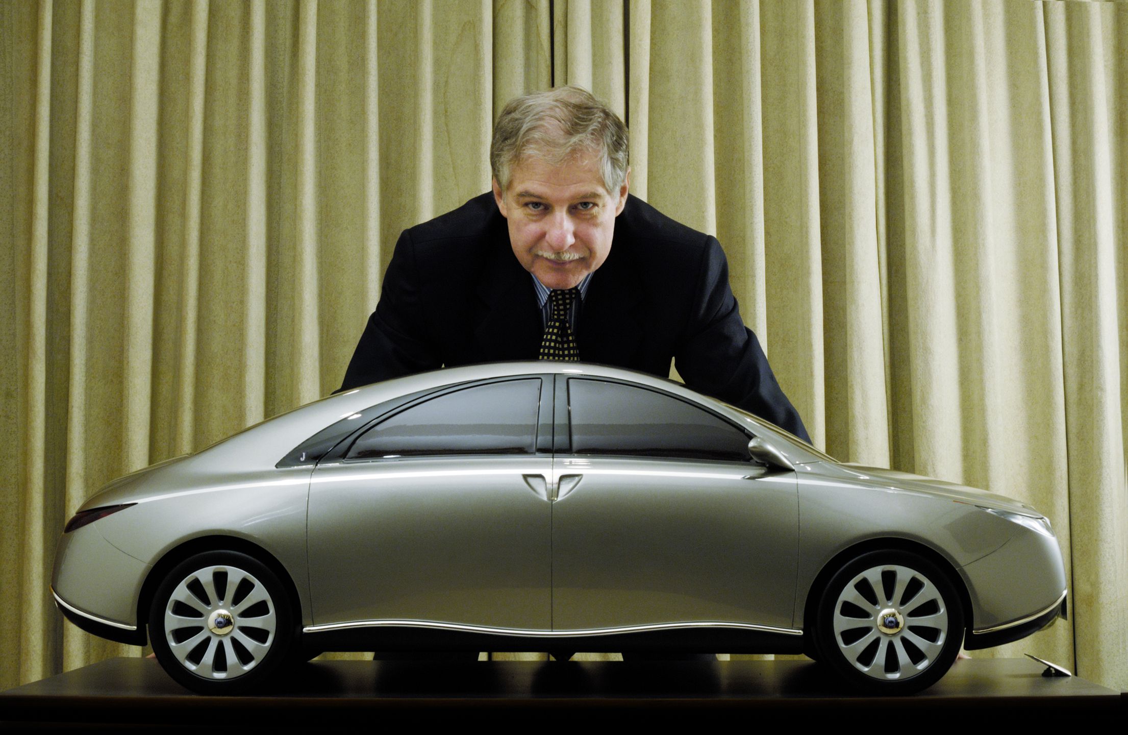 Enrico Fumia: twórca Lancii Ypsilon, Alfy Romeo GTV i Ferrari F90