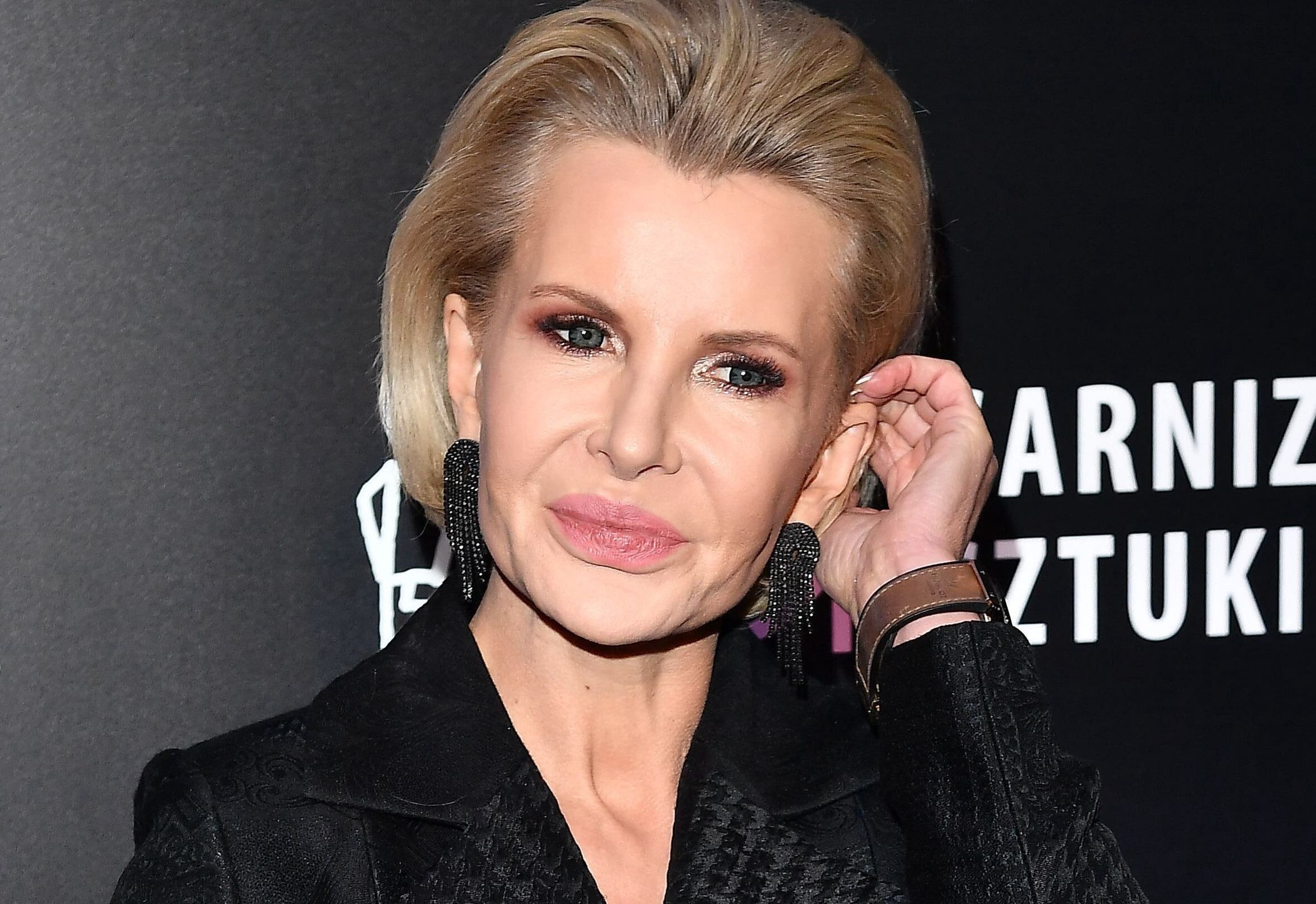 Joanna Racewicz przyznaje się do żartu. Wielu dało się nabrać. Teraz ...