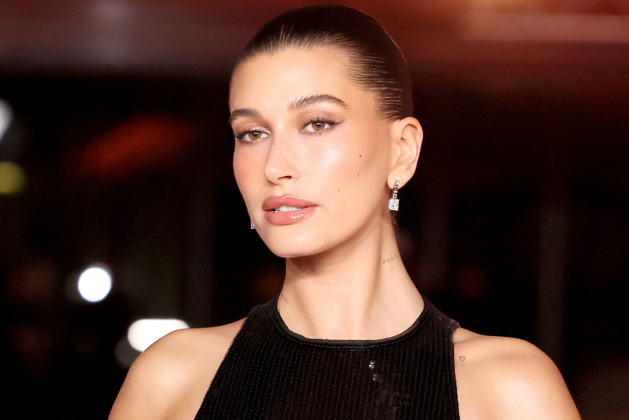 Hailey Bieber stuns fans with bold leopard print fur coat