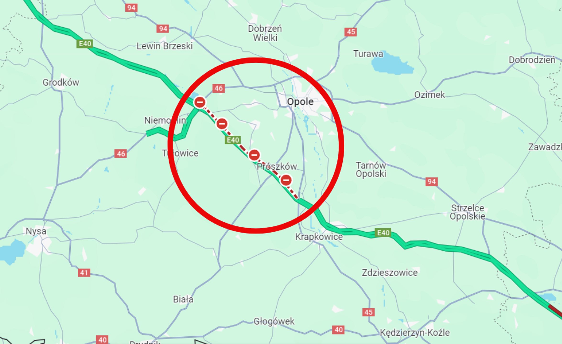 Karambol na A4. Droga całkowicie zablokowana