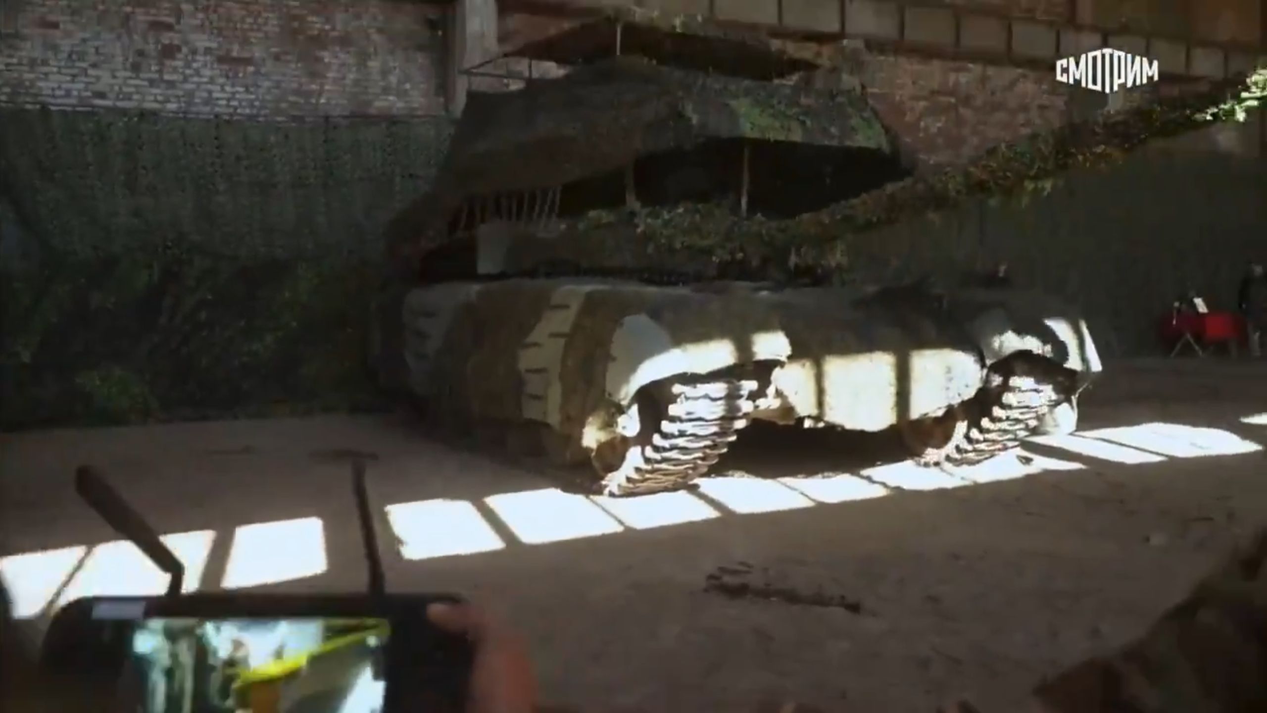 Russia's remote-controlled tanks: Adapting for survival in combat