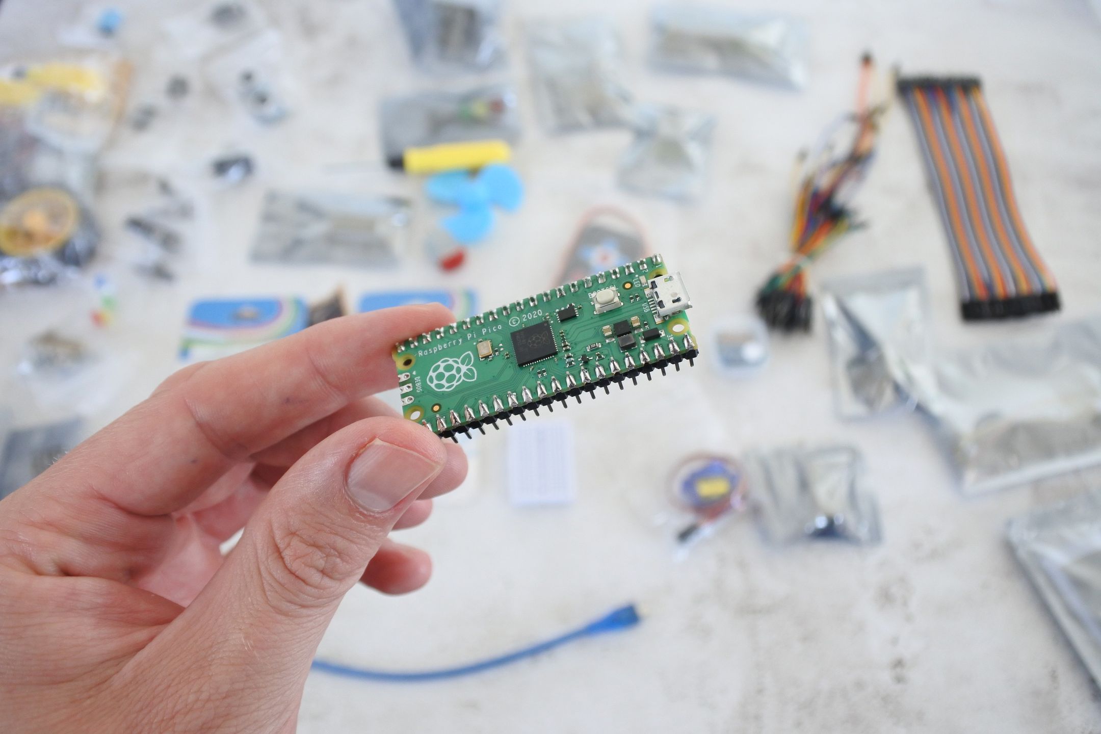 Zestaw Raspberry Pi Pico Advanced Kit od Elecrow do nauki programowania Zestaw Raspberry Pi Pico Advanced Kit od Elecrow do nauki programowania