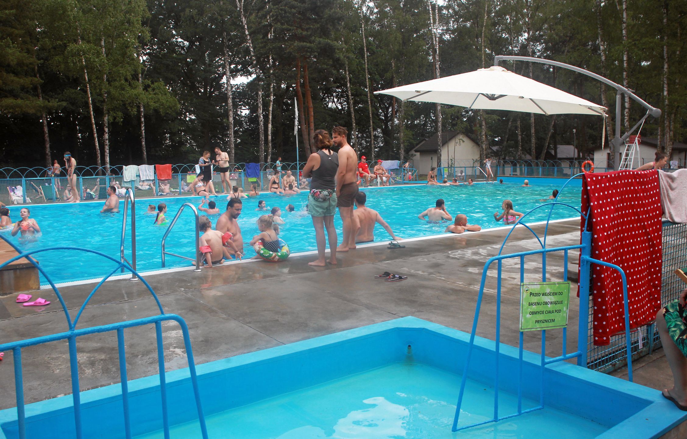 Basen w Powsinie zamknięty do odwołania. "Pomylił toaletę z niecką basenu"
