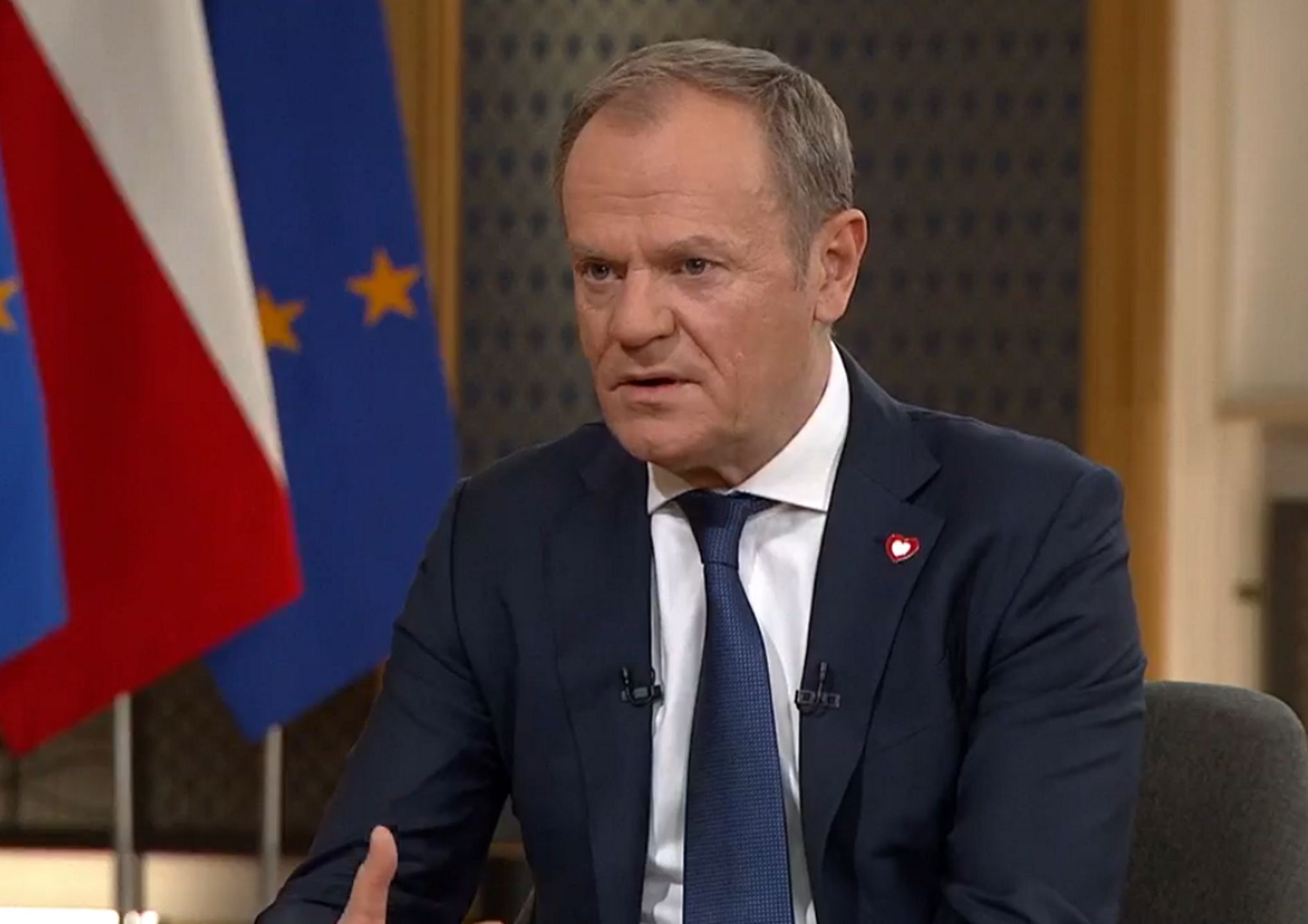 Tusk reaguje na działania Dudy