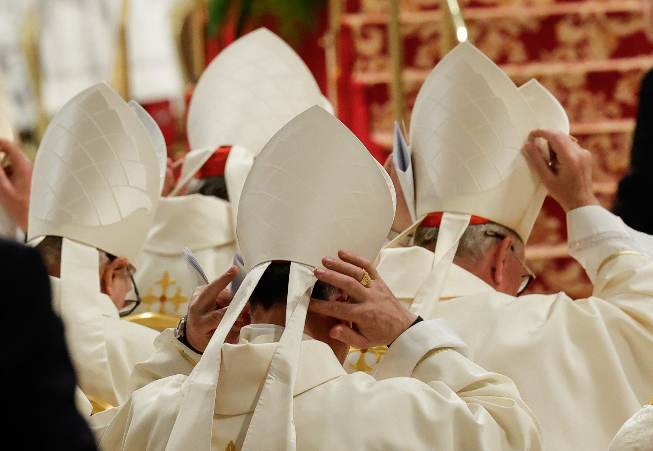 Vatican deploys military jammers to secure papal conclave