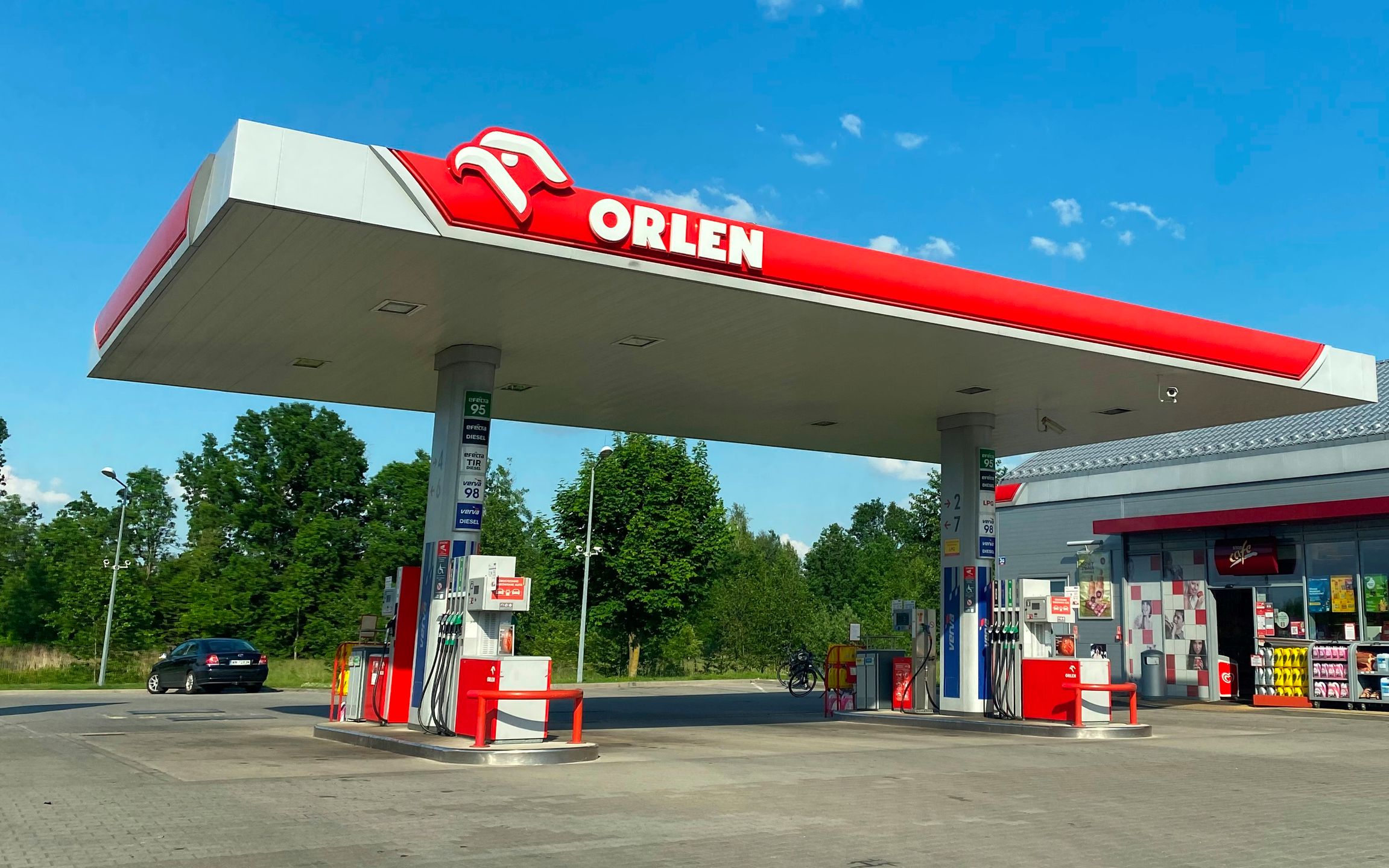 Do akcji "Blokujemy Orlen" dołączyły kolejne miasta. Ich liczba się ...