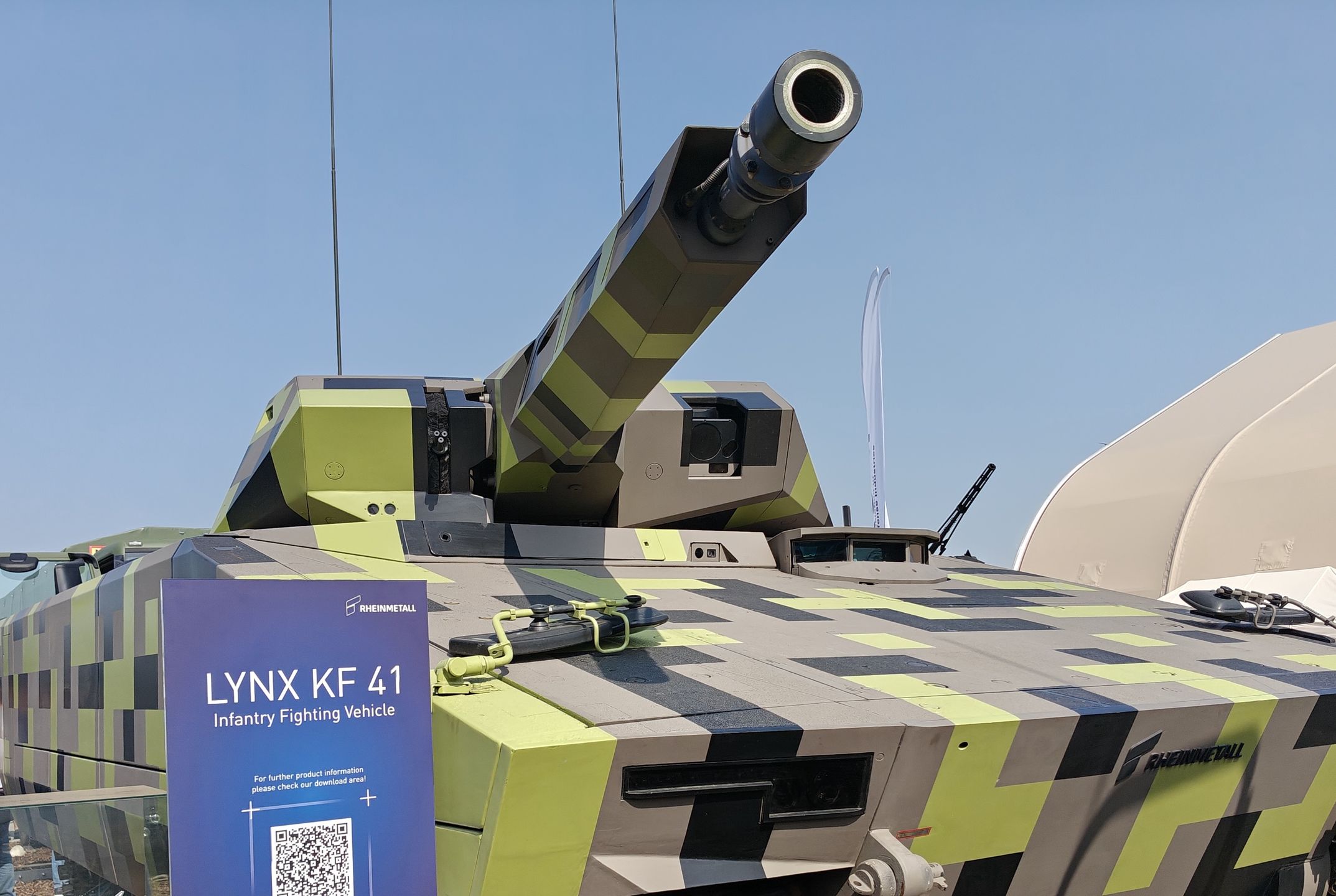 Italy revamps military might with new heavy division plan