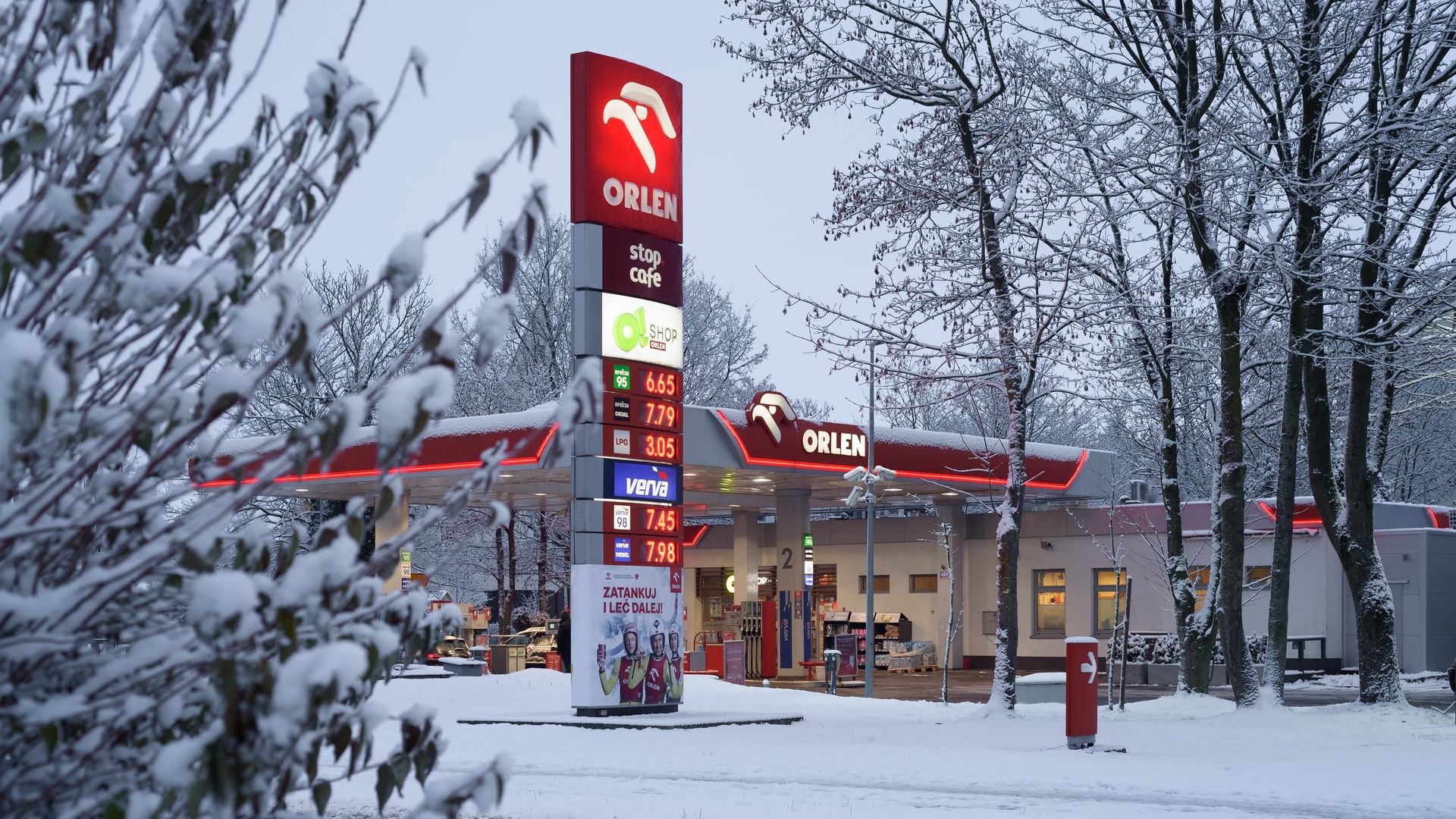 Sprawdziliśmy, gdzie paliwo jest najtańsze. Unikaj jednego typu stacji Sprawdziliśmy, gdzie paliwo jest najtańsze. Unikaj jednego typu stacji