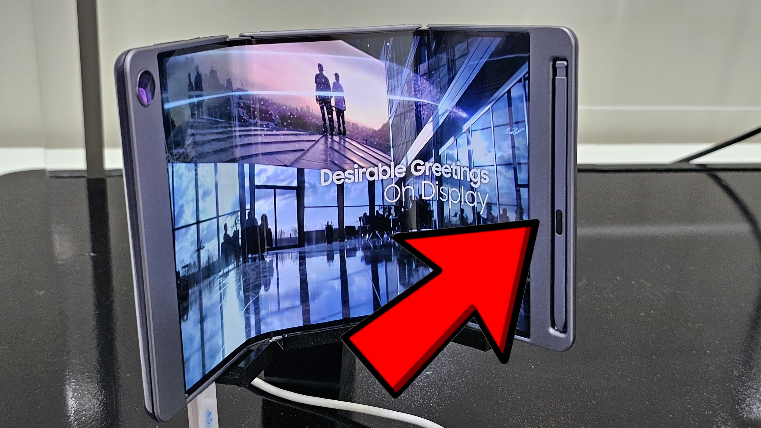 Widziałem składany smartfon Samsunga z rysikiem. Prototyp jest ...