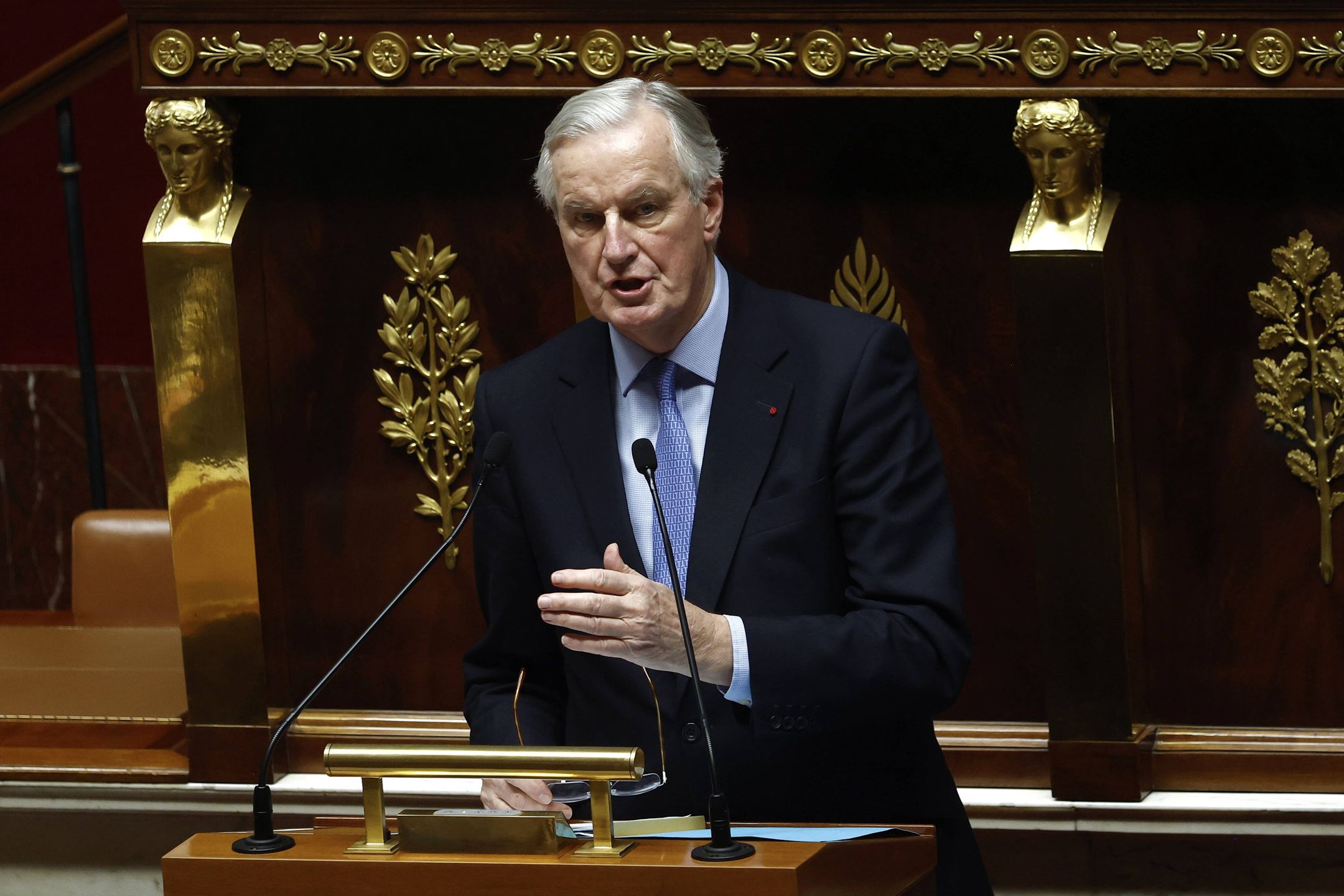 French government collapses: Barnier ousted in no-confidence vote