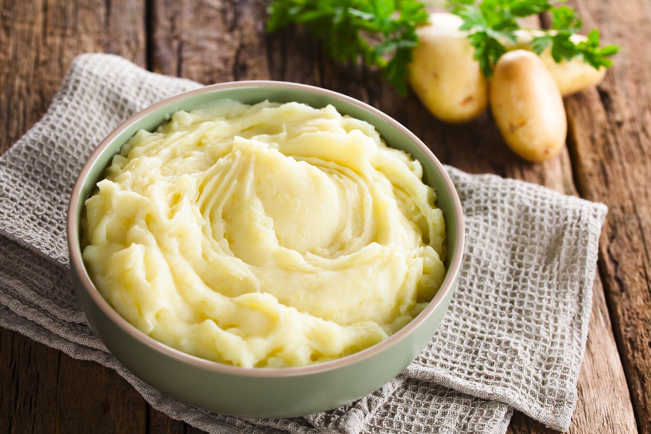 Velvety garlic and olive oil mashed potatoes redefined