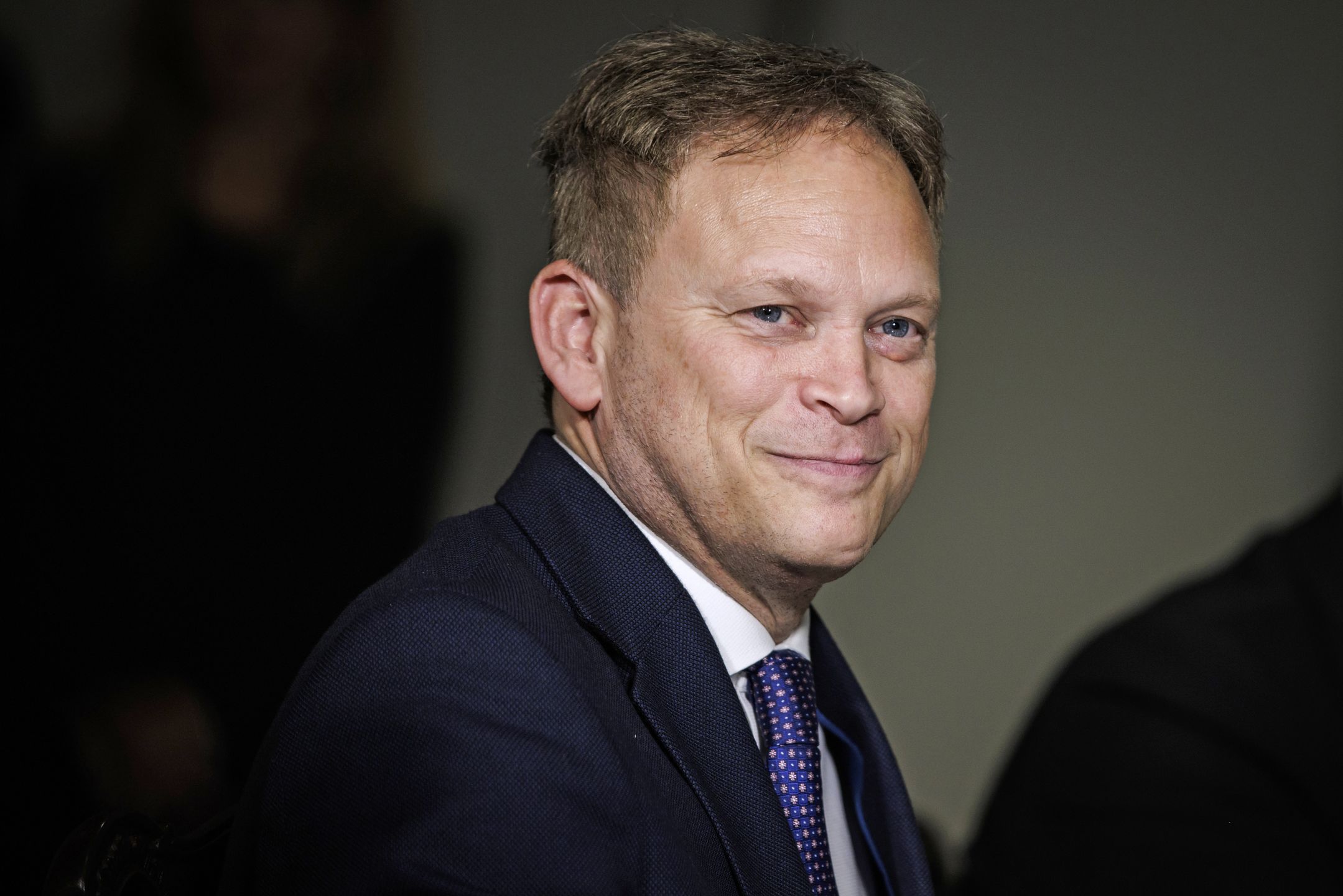 Russian Interference: GPS Signal Jammed on UK Defence Minister's Plane