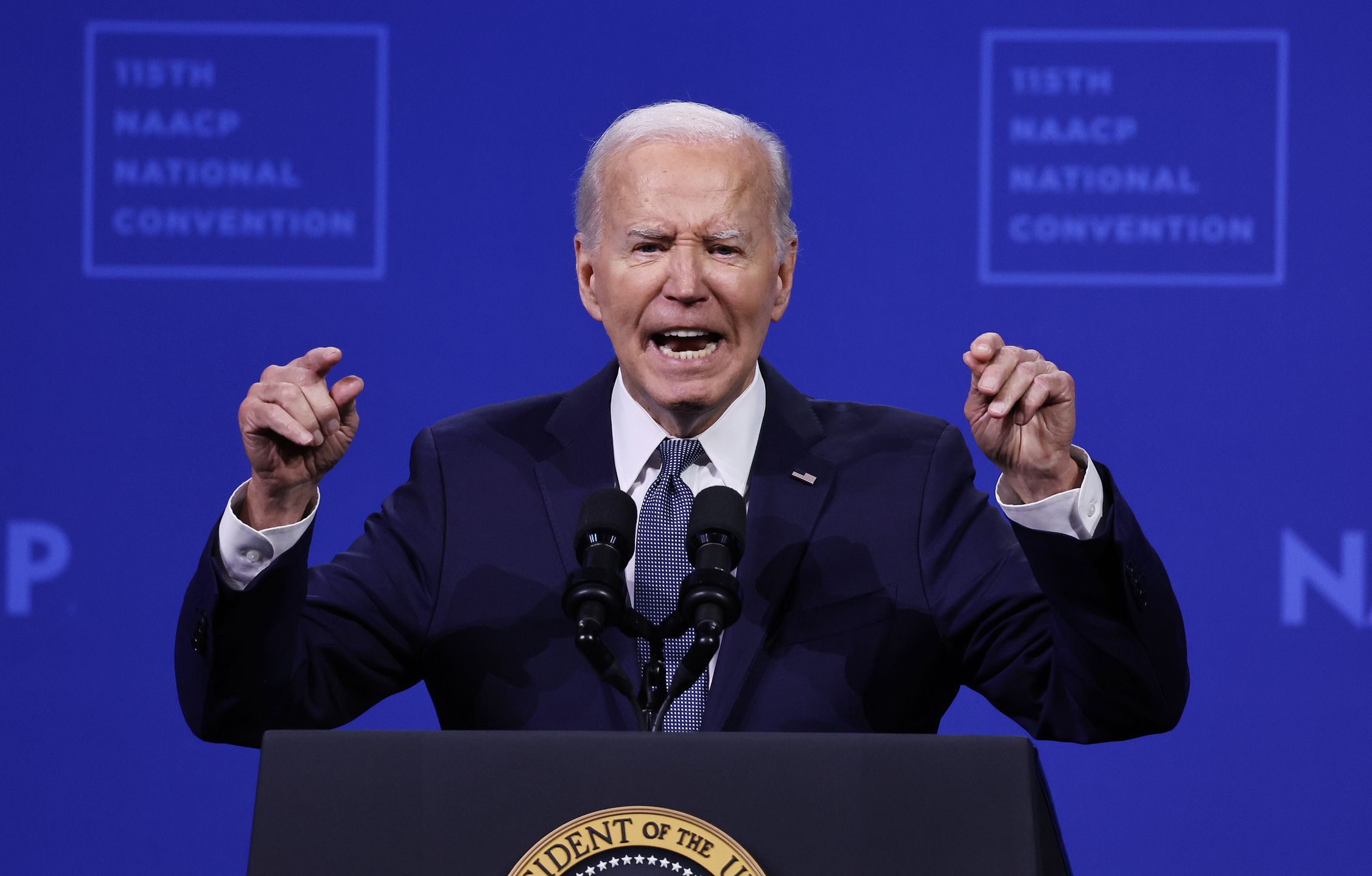 President Biden tests positive for COVID-19, to isolate at home President Biden tests positive for COVID-19, to isolate at home