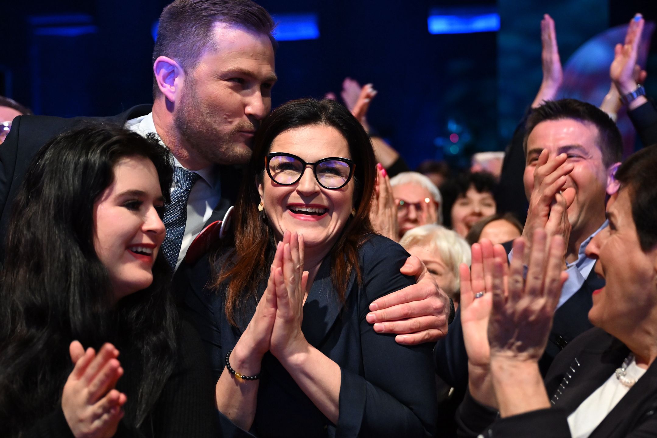 Euforia w sztabie Dulkiewicz. Pierwsza tura należała do niej