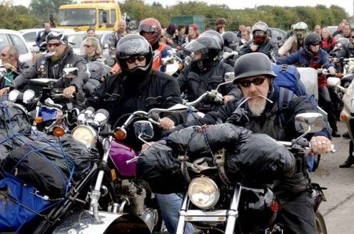The Outlaws vs Hells Angels: pokój