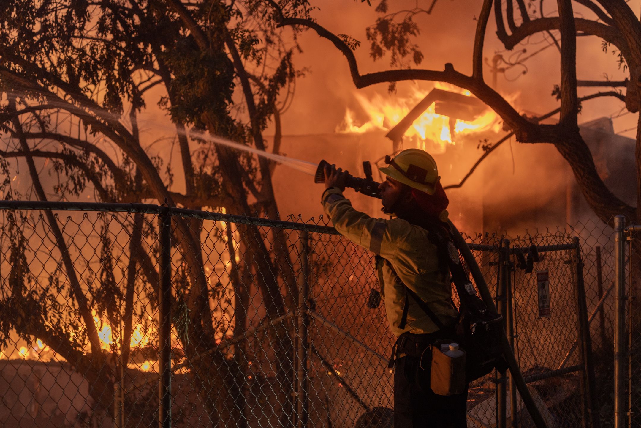 Santa Ana winds ignite fire danger in Southern California