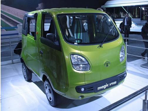 Tata Magic Iris i 11 szalonych koni mechanicznych