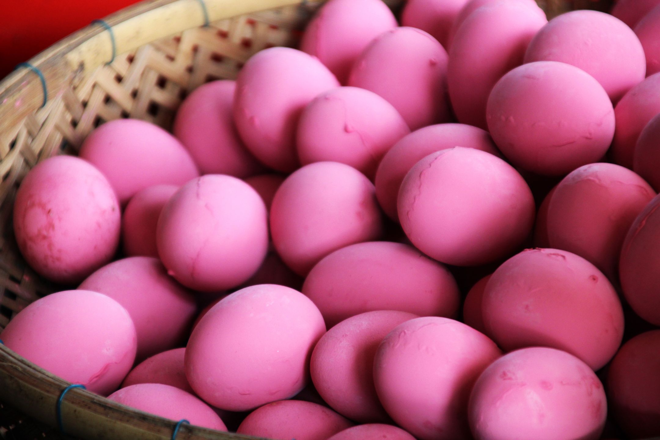 Ditch the chemicals: Color your easter eggs with nature