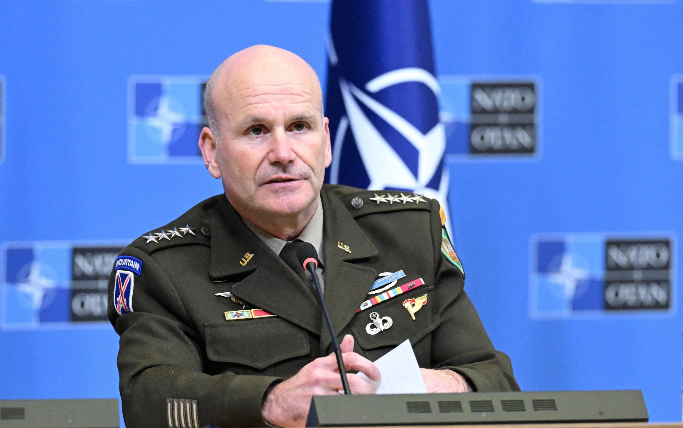 NATO commander urges stable us troop presence amid Russian threat