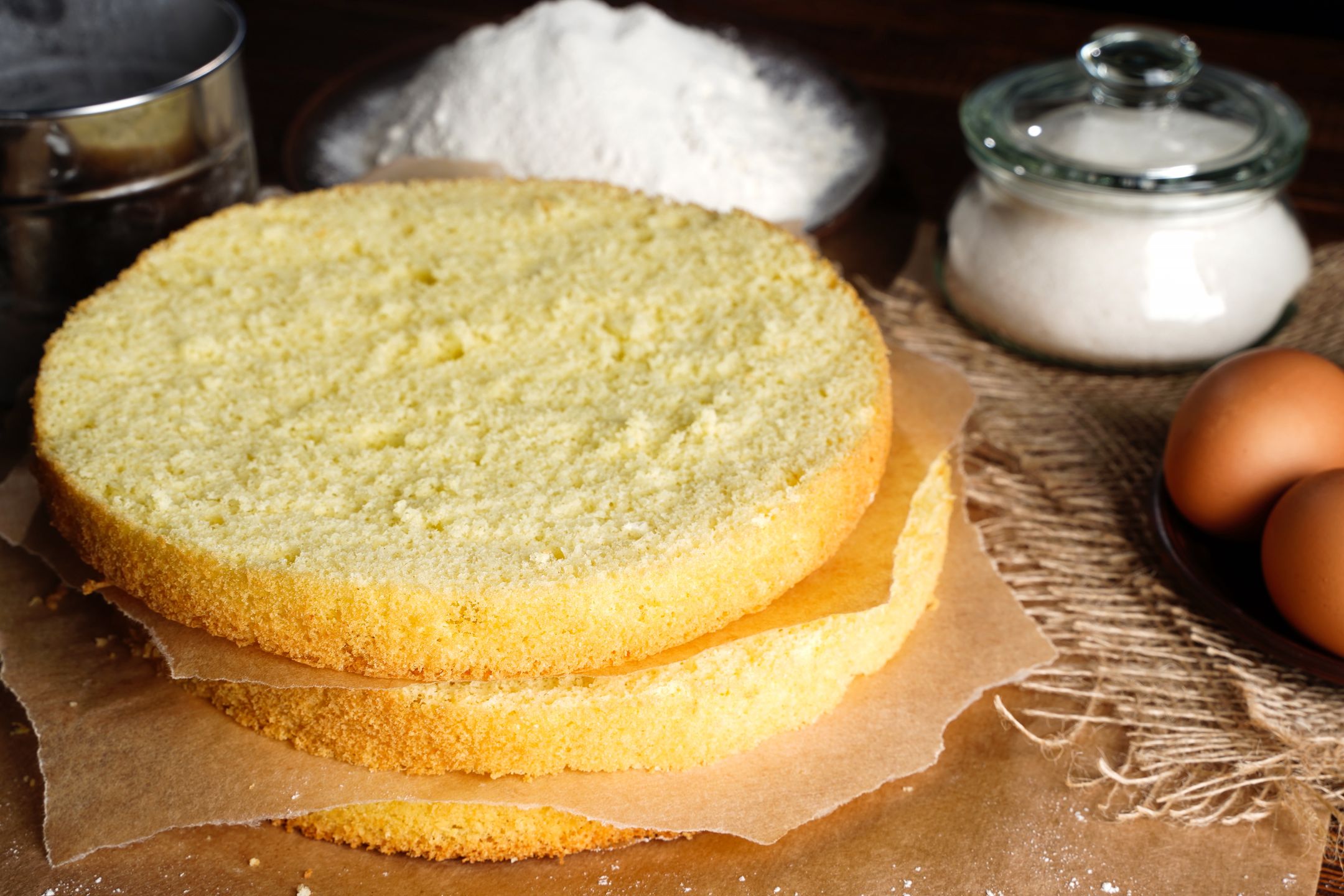 Perfect autumn treat: How to make a buttery sponge cake
