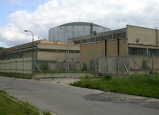 Pod Warszawą działa reaktor atomowy. Jest się czego bać?