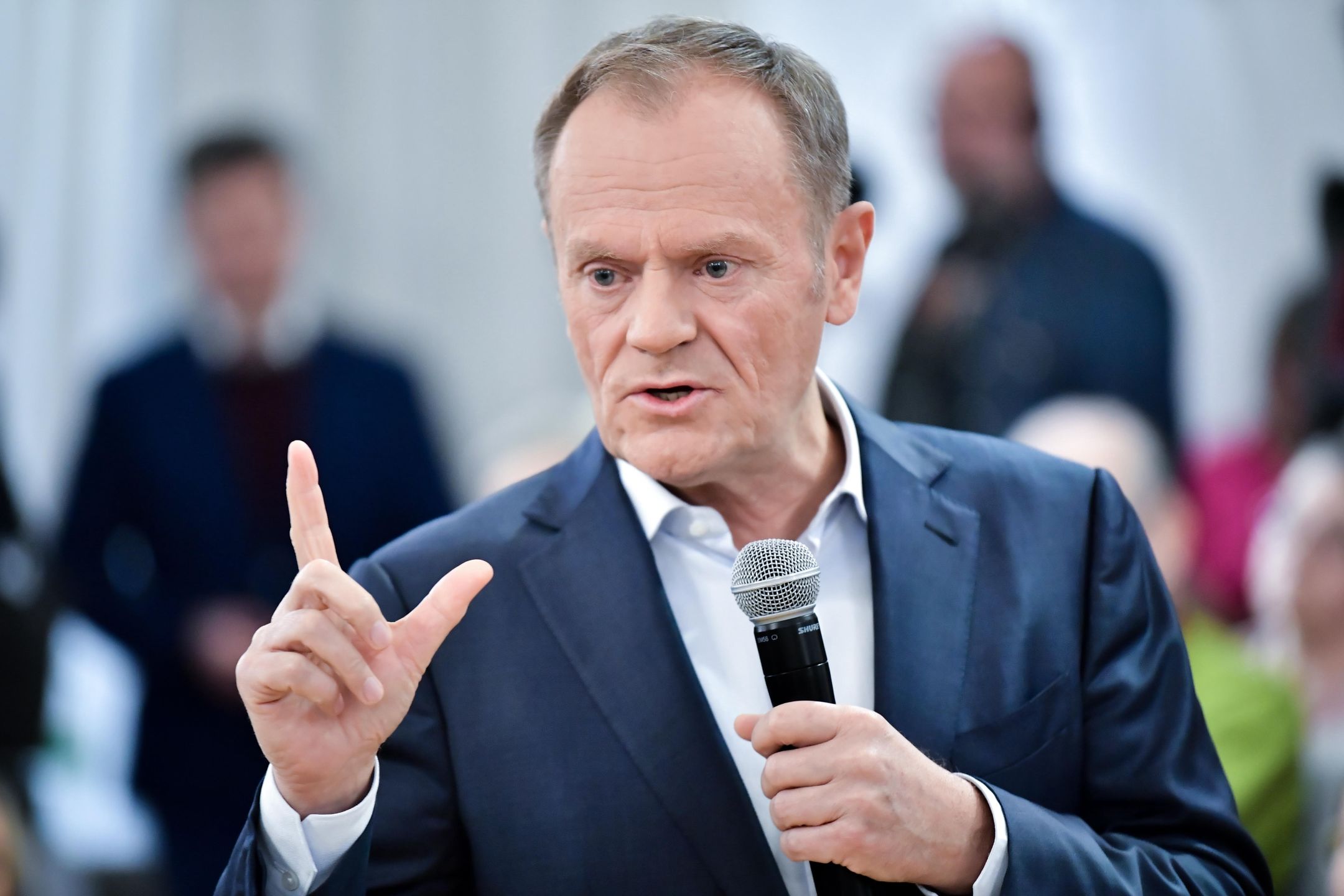 Sala ryknęła śmiechem. Donald Tusk: kocham panią bez pamięci!